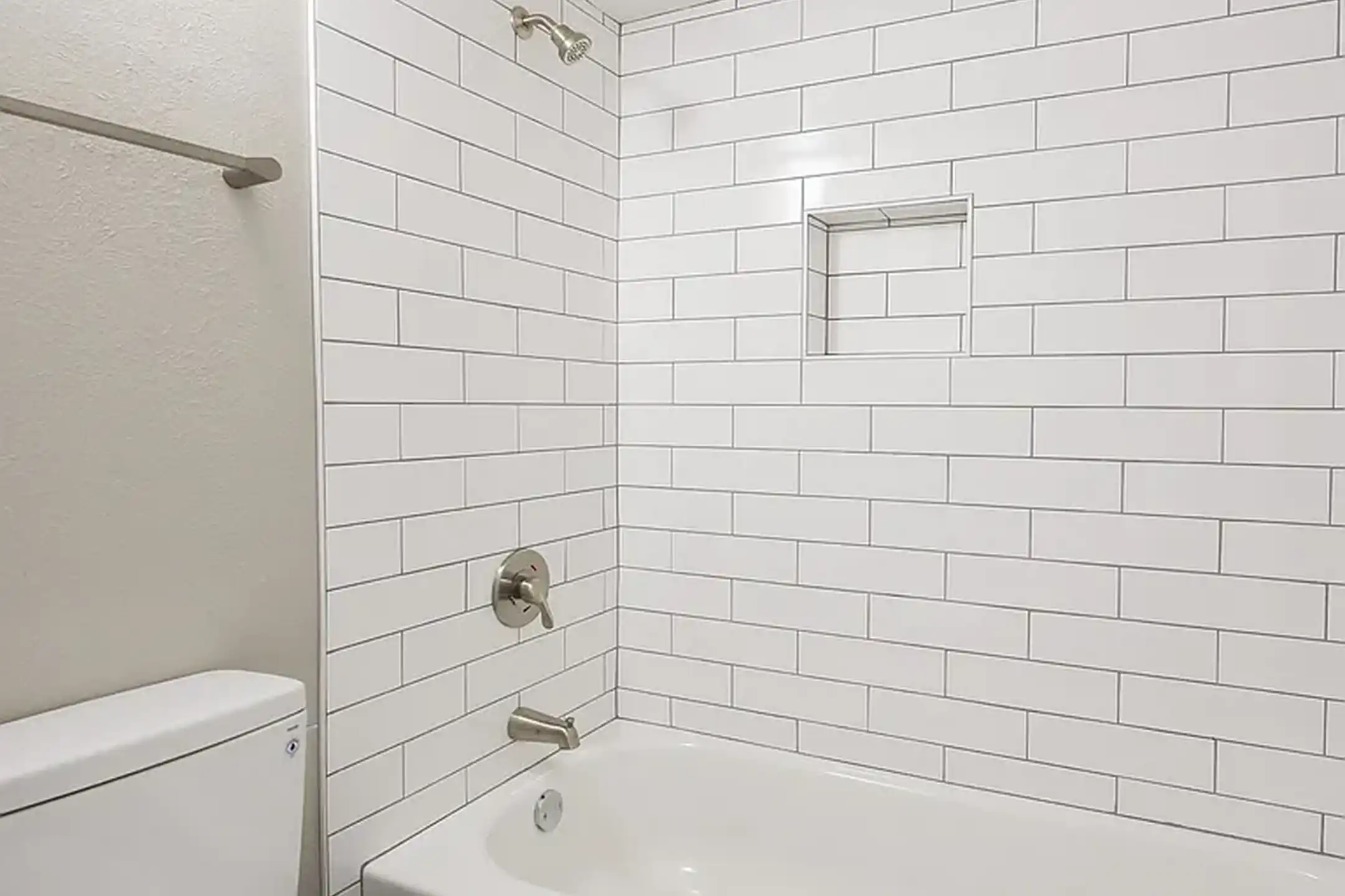 Fox Run - Tyler, TX 75701 | ApartmentGuide.com