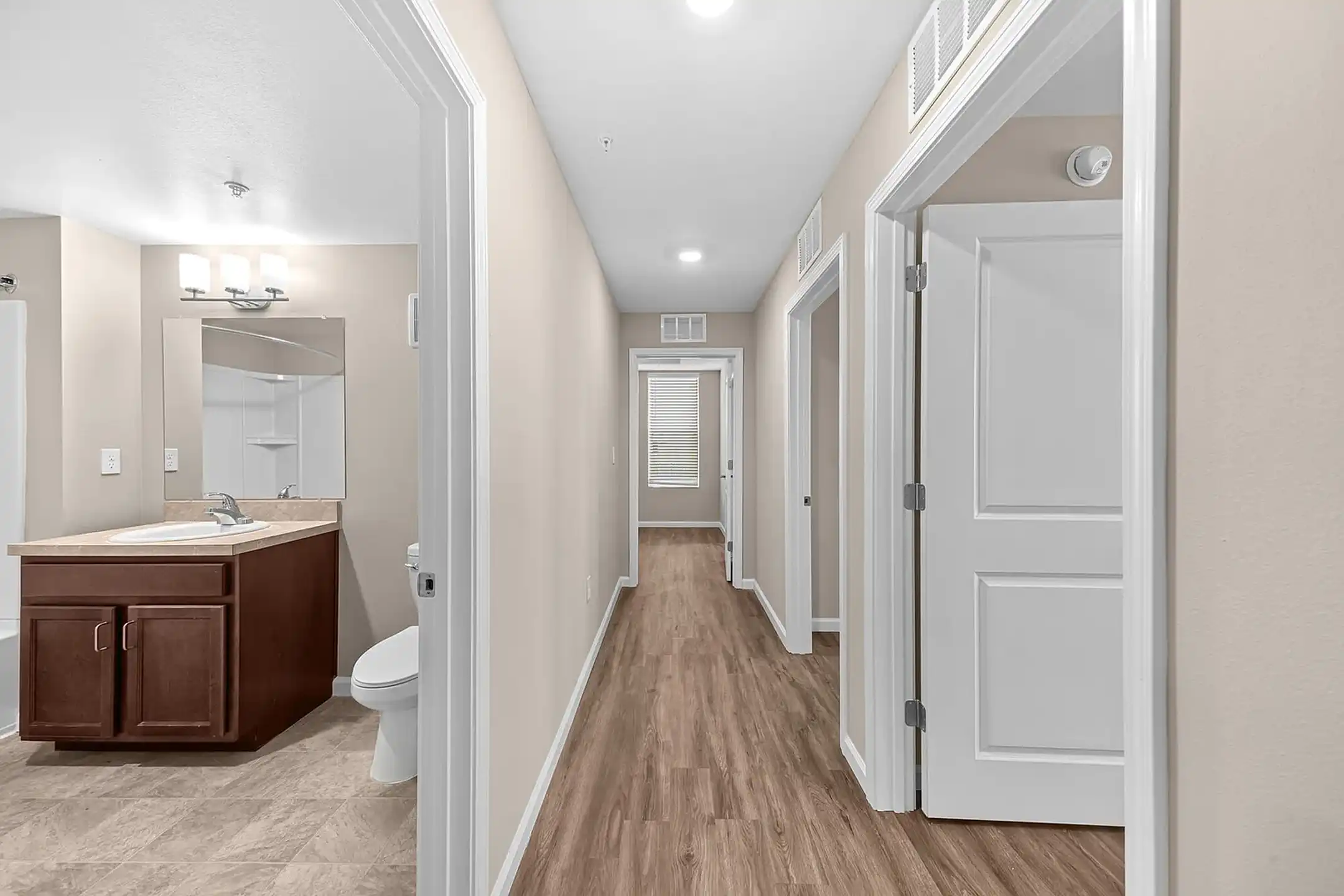 The Arbors @ 15th - Panama City, FL 32401 | ApartmentGuide.com