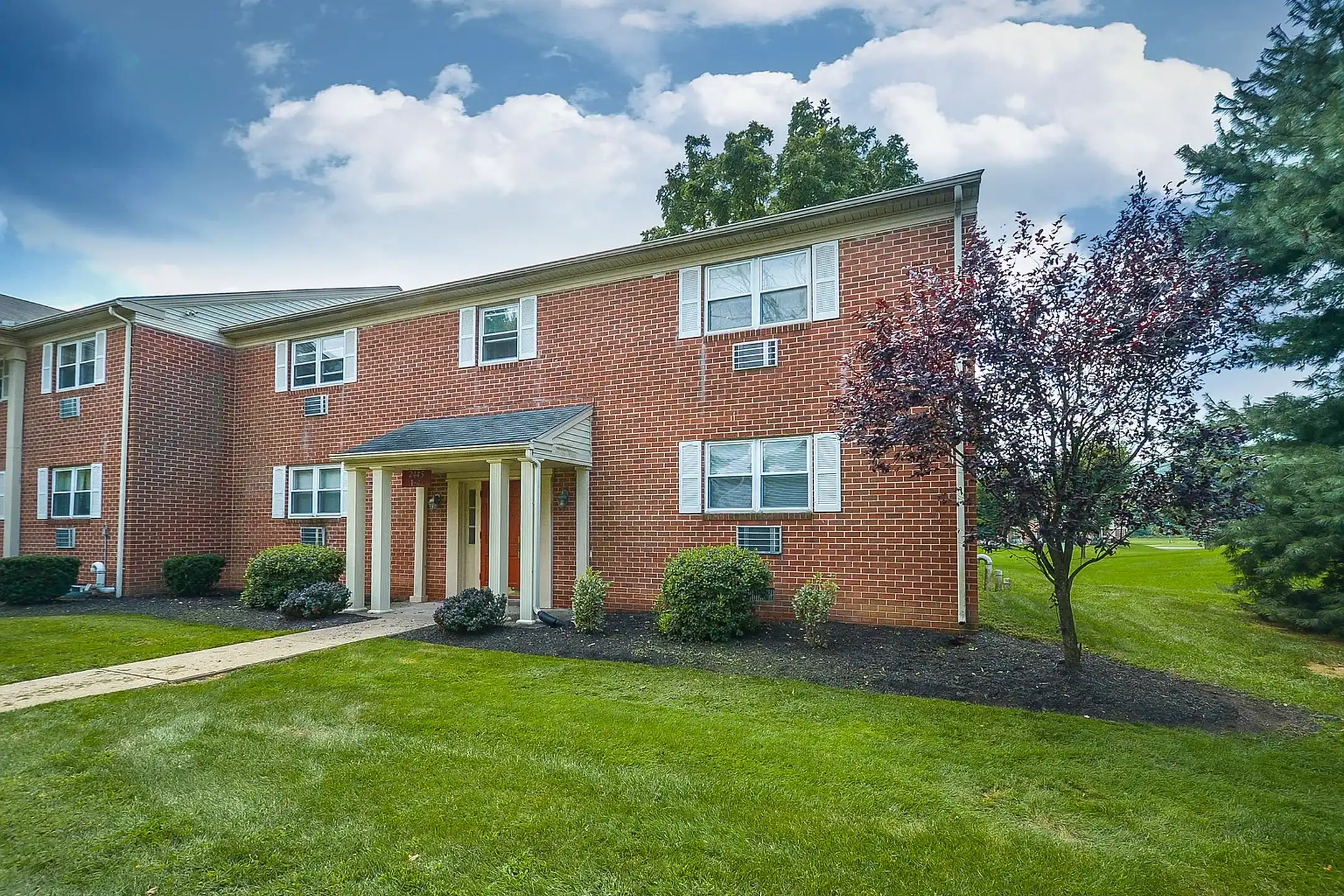 Sanbrook Apartments - Bethlehem, PA 18015 | ApartmentGuide.com