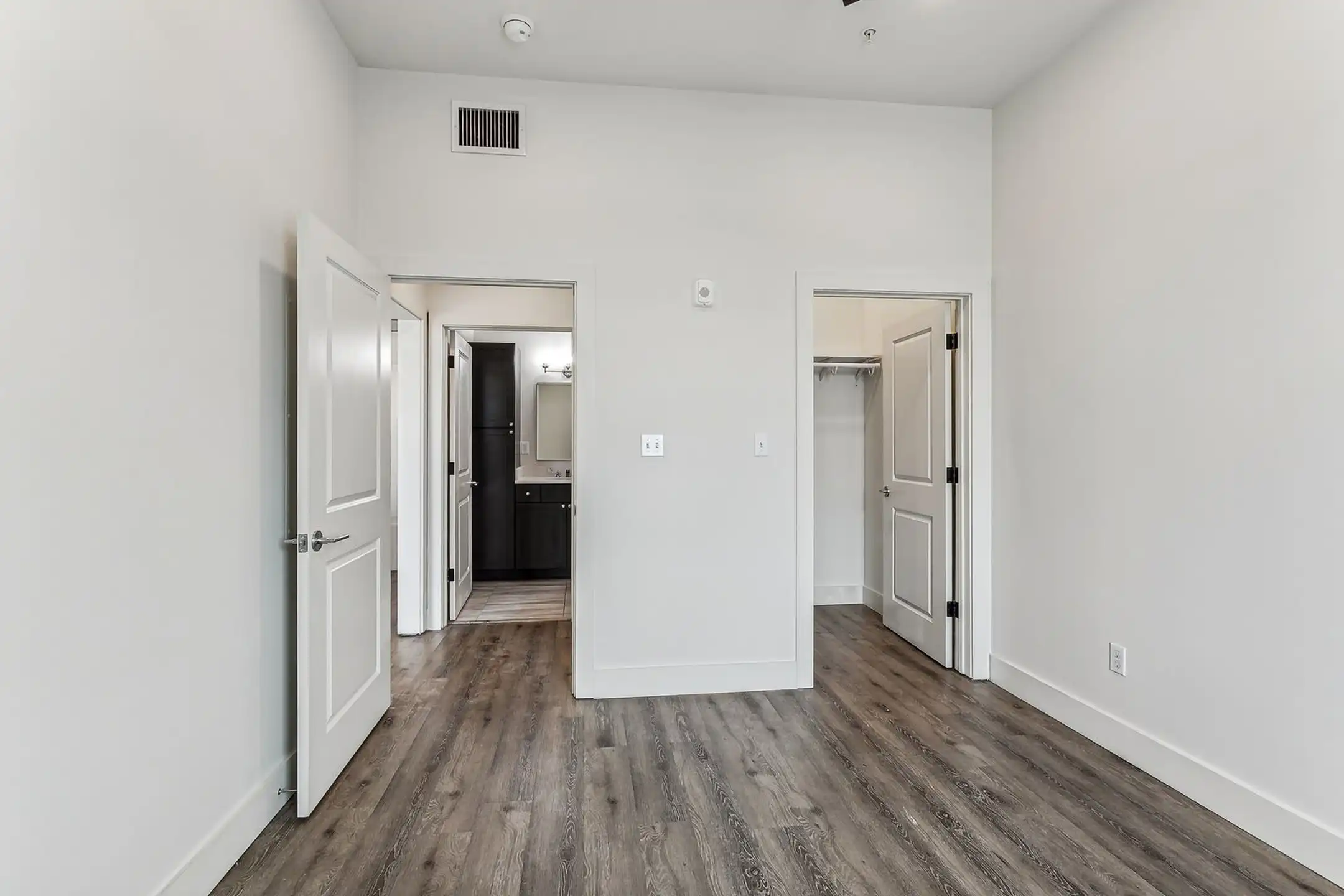3001 Conti St unit Apt 303 - New Orleans, LA 70119 | ApartmentGuide.com
