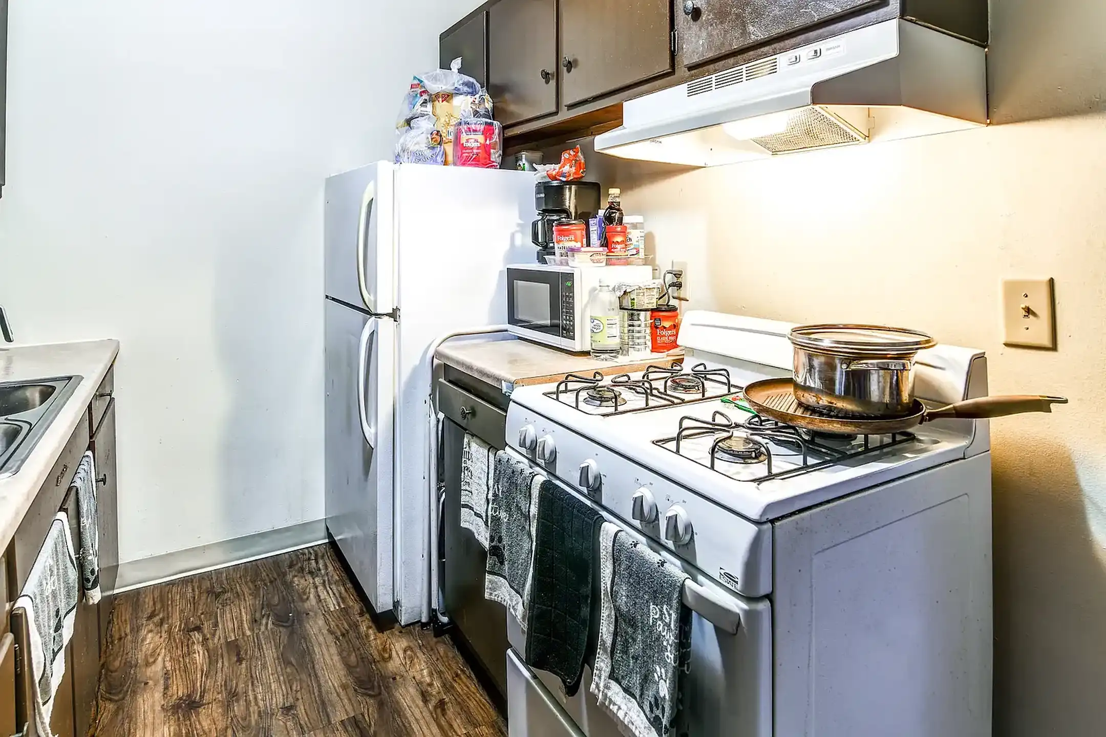 Arbor Park Apartments - Wyoming, MI 49548 | ApartmentGuide.com