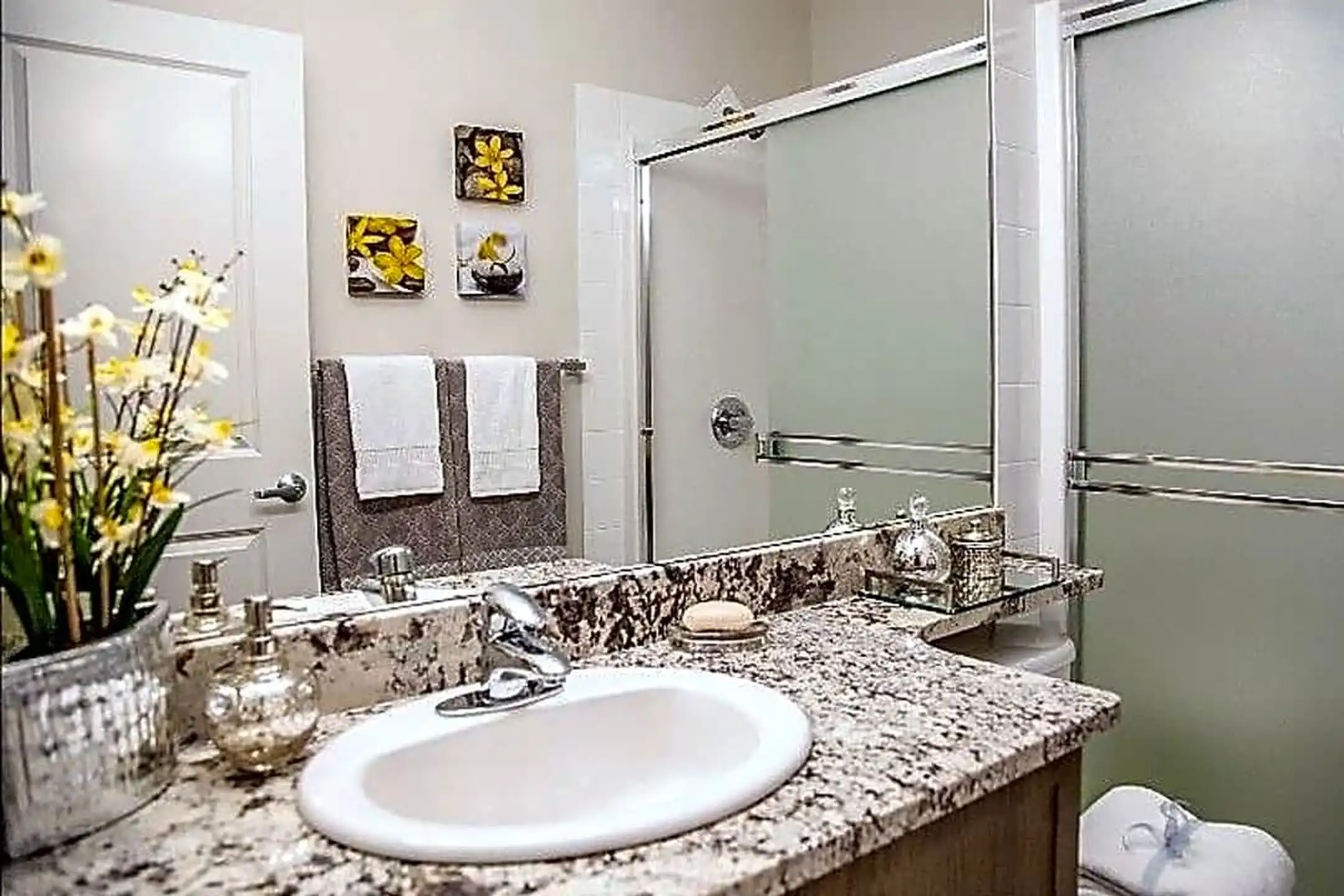161 North St - Grand Prairie, TX 75050 | ApartmentGuide.com