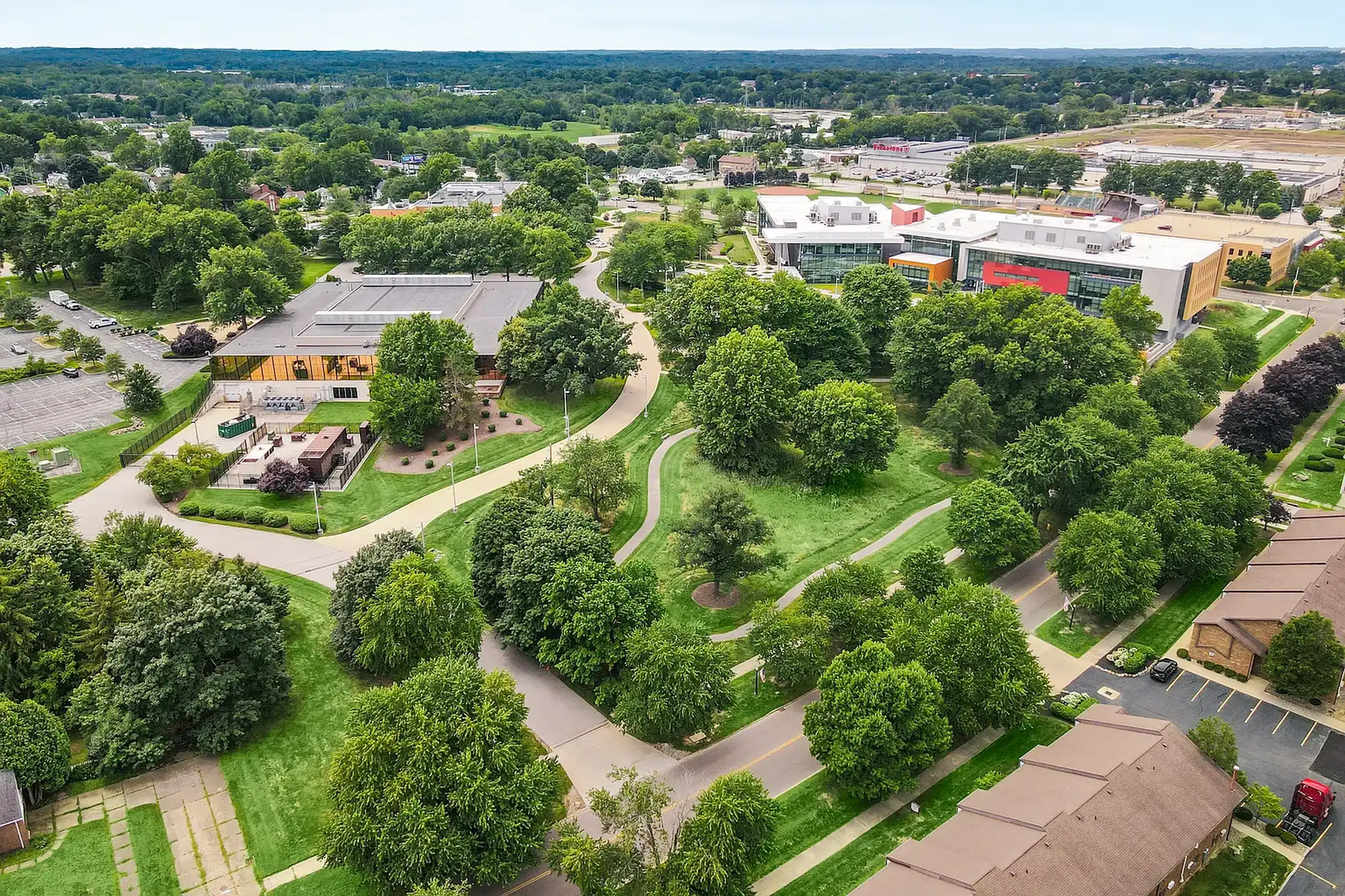 Firestone Park - Akron, OH 44301 | ApartmentGuide.com