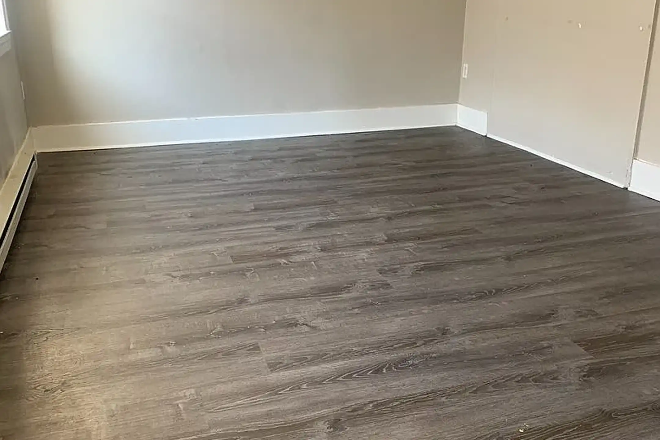 5427 Wayne - Philadelphia, PA 19144 | ApartmentGuide.com