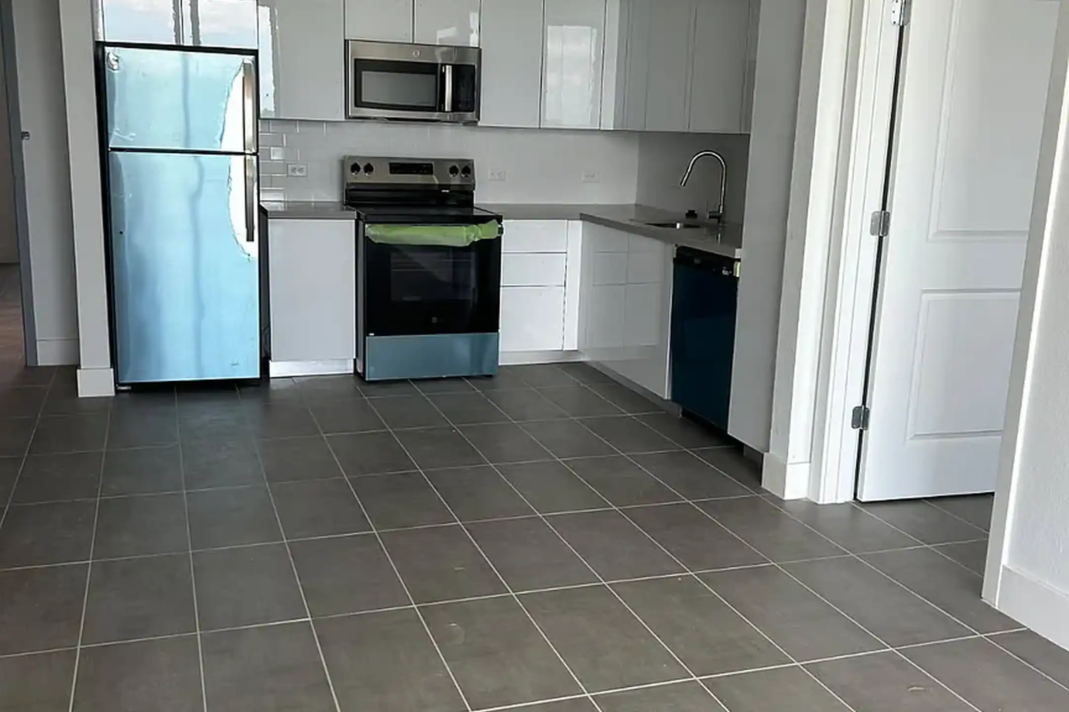 Princeton Crossings - Homestead, FL 33032 | ApartmentGuide.com
