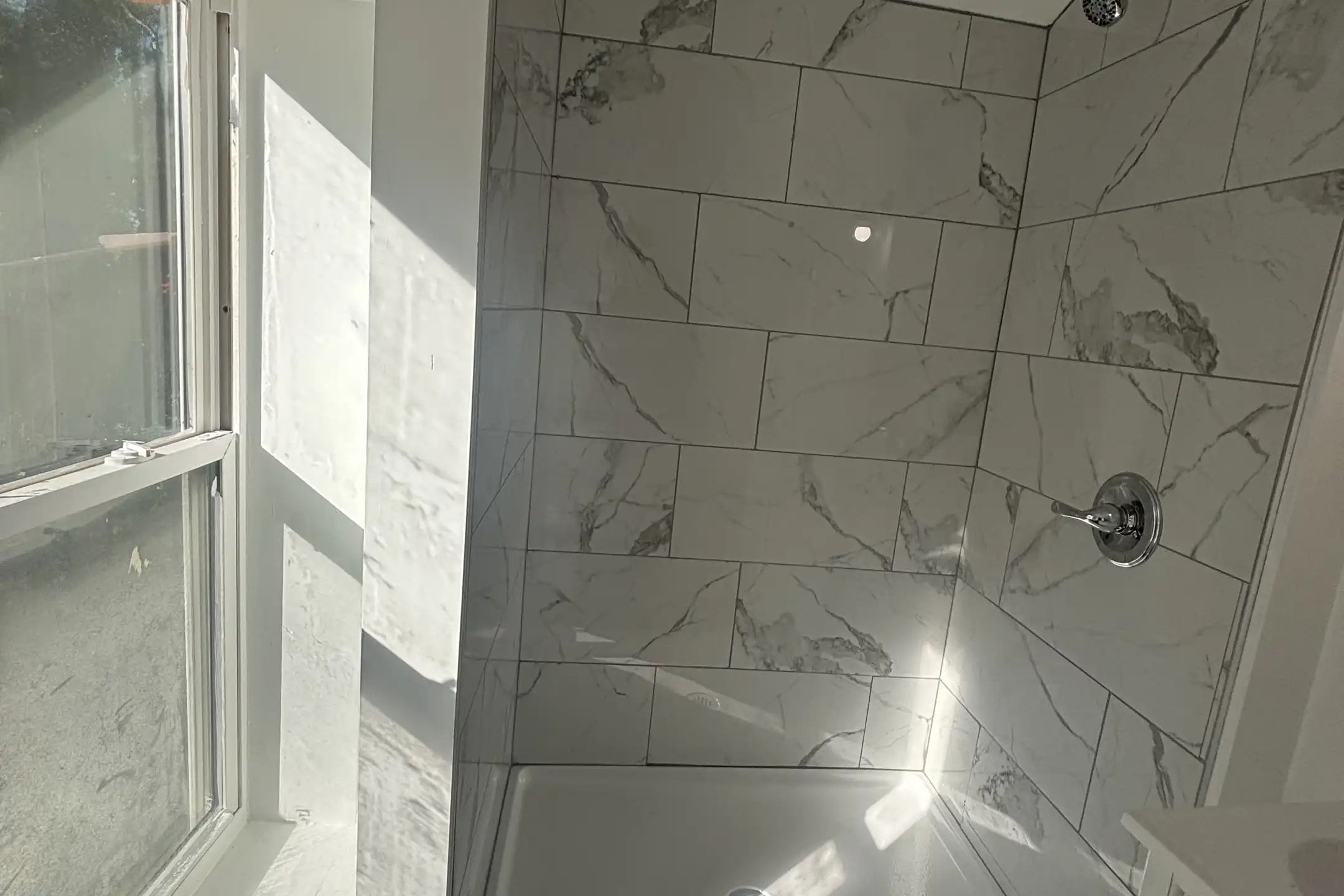 525 S Central Ave unit 1 - Burlington, IA 52601 | ApartmentGuide.com