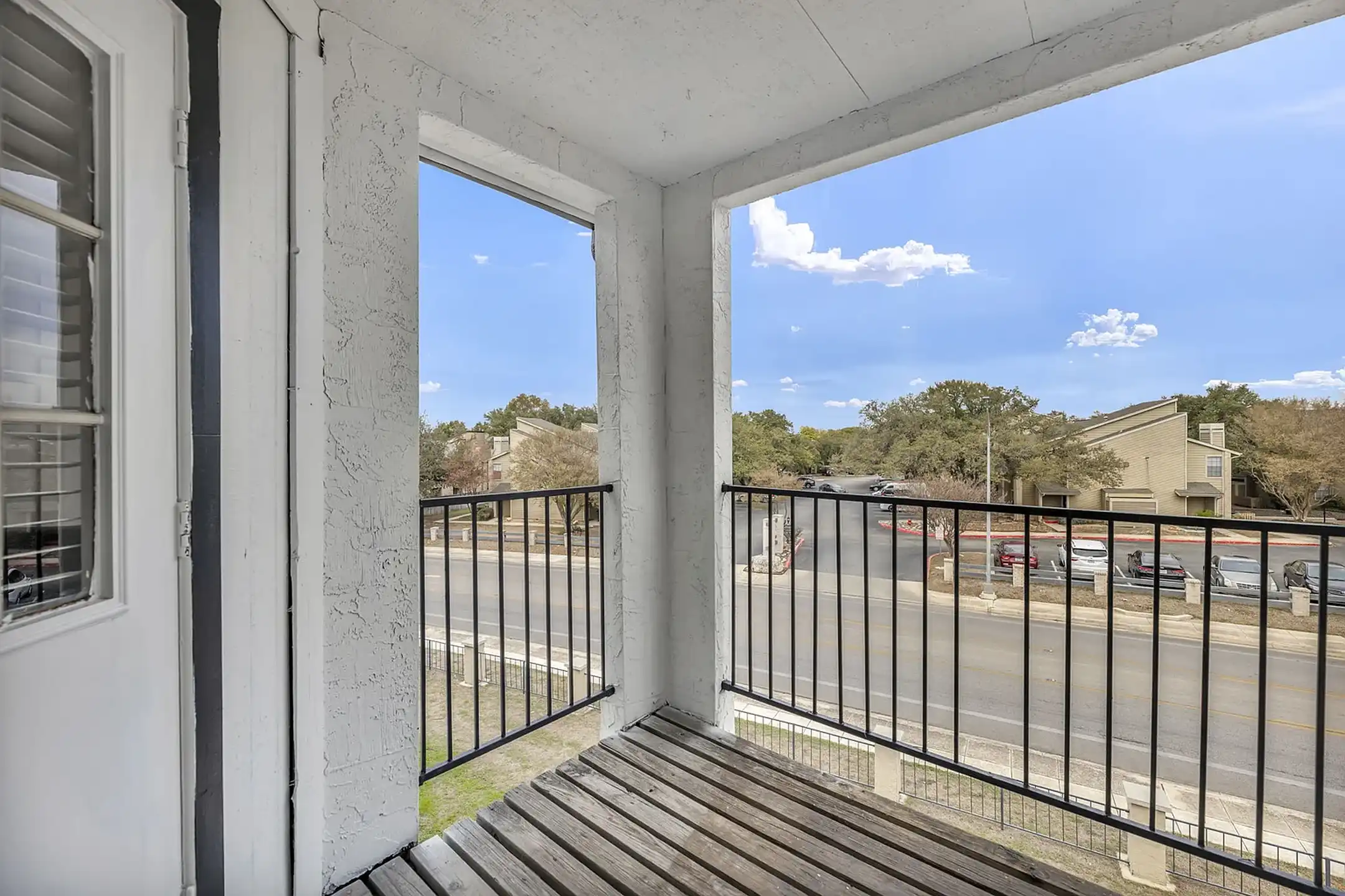 16400 Henderson Pass San Antonio Tx 78232