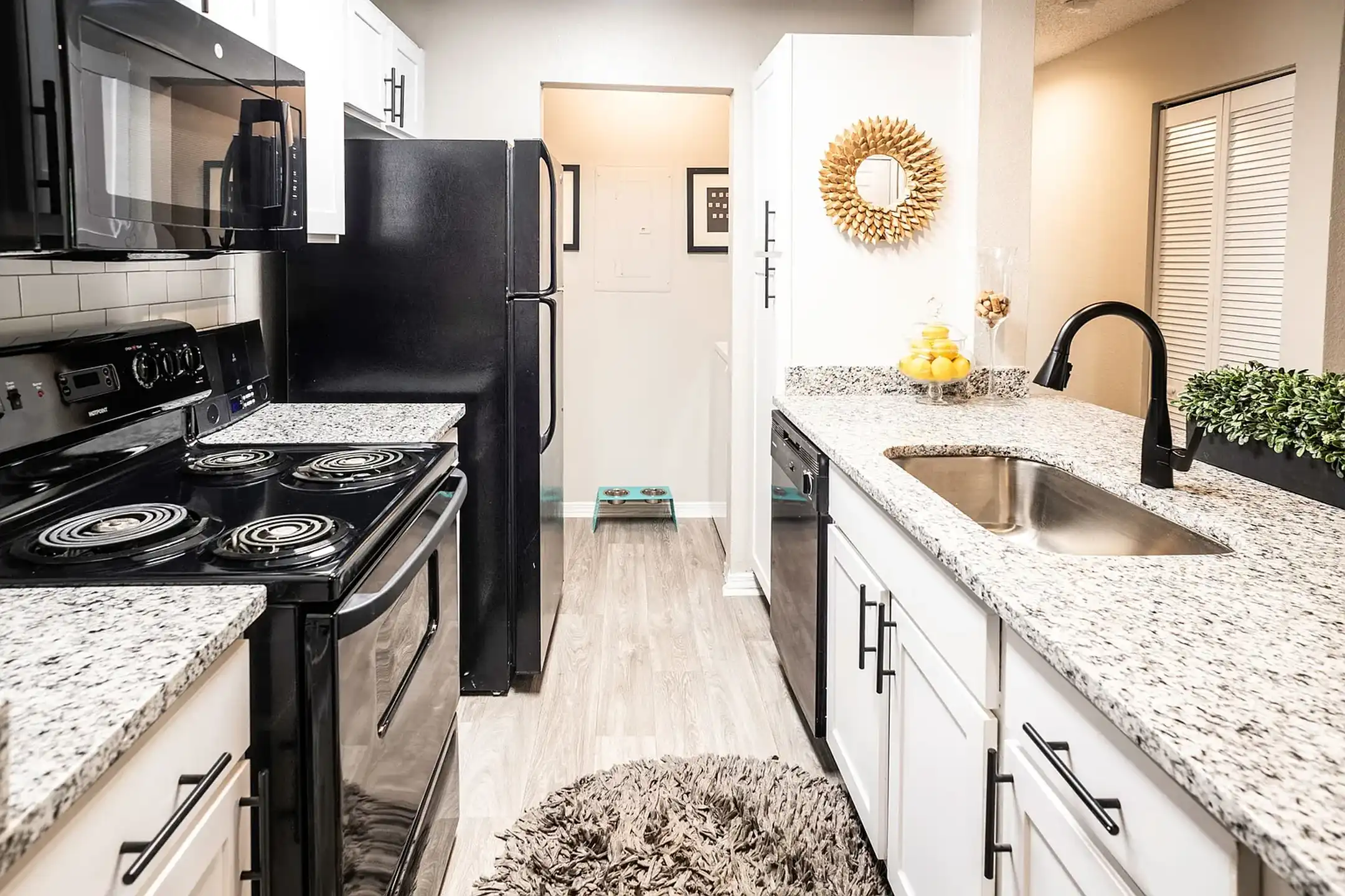 Grove Point - Norcross, GA 30093 | ApartmentGuide.com