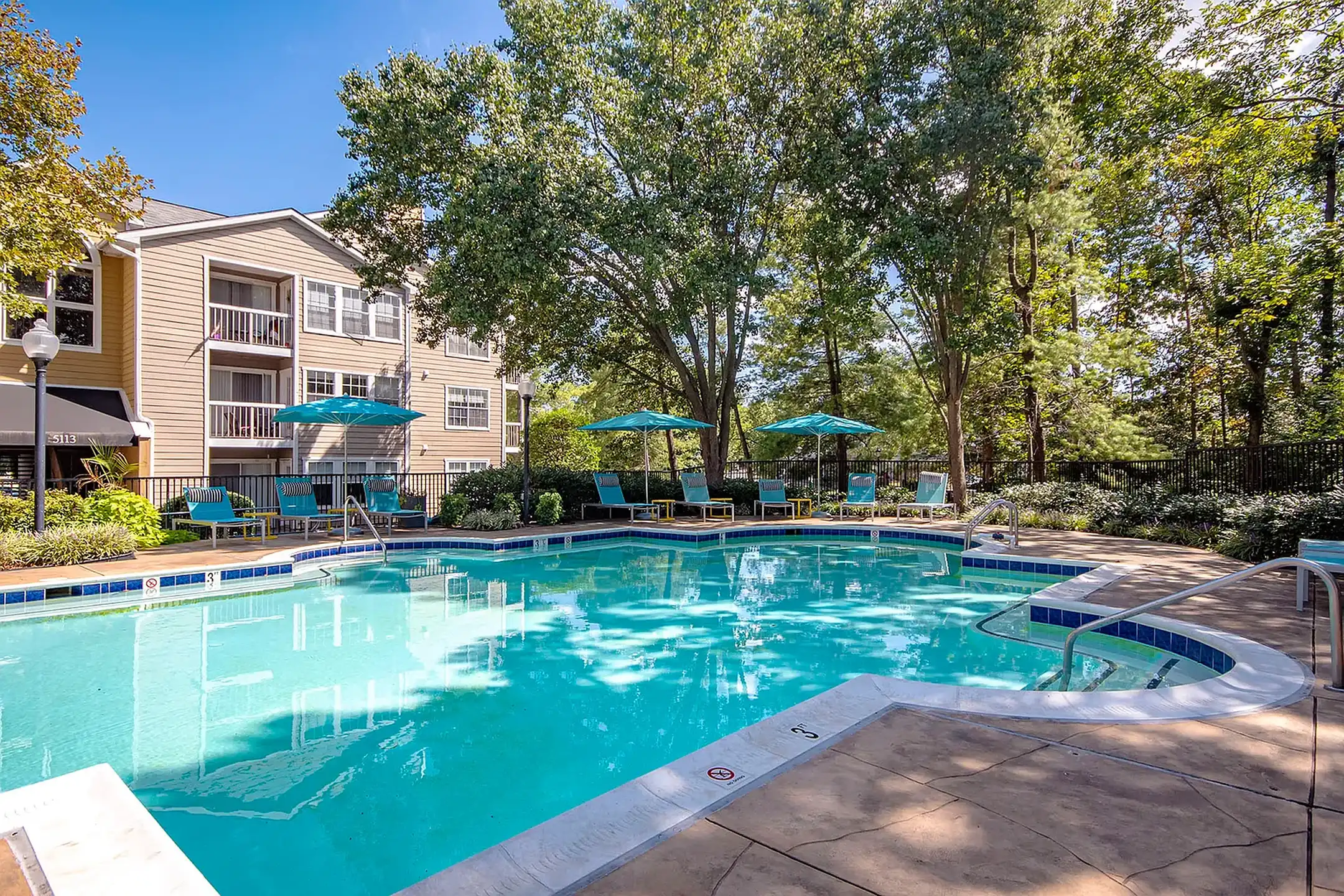 Westfield Village - Centreville, VA 20120 | ApartmentGuide.com