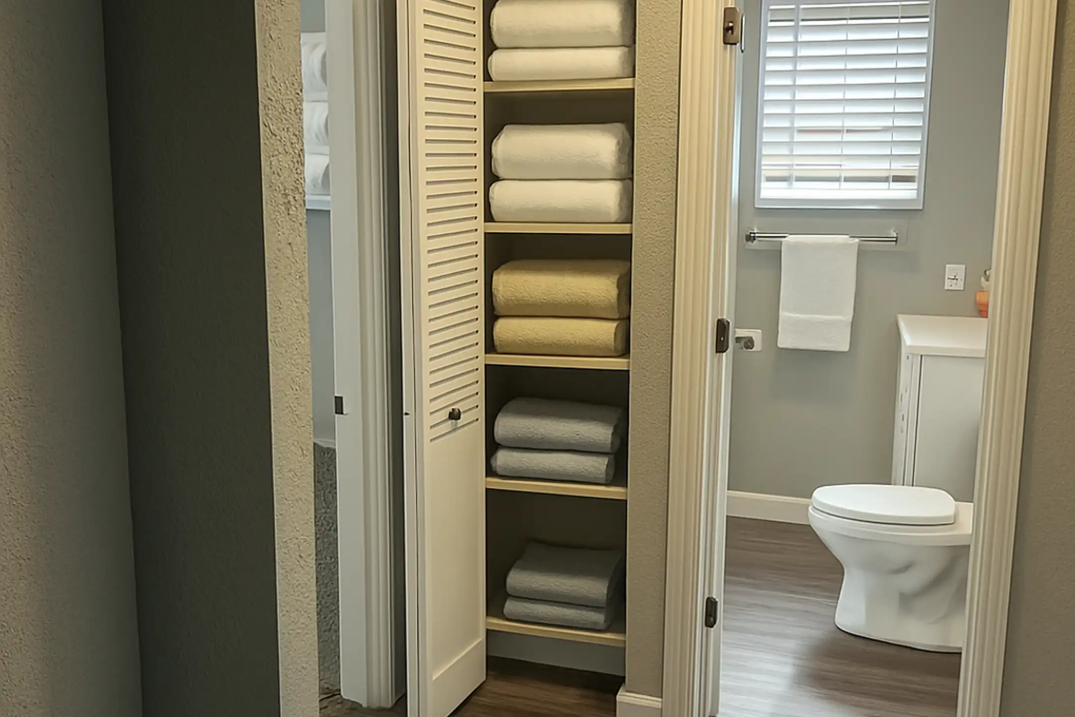 3744 Booth St unit Unit 2 - Kansas City, KS 66103 | ApartmentGuide.com