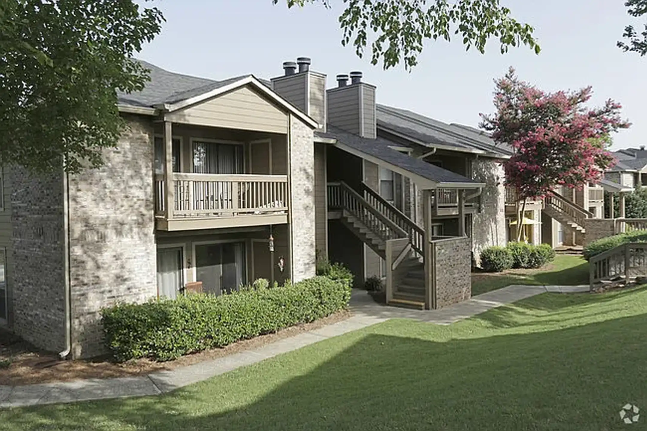 Haywood Pointe Apartments - Greenville, SC 29615 | ApartmentGuide.com