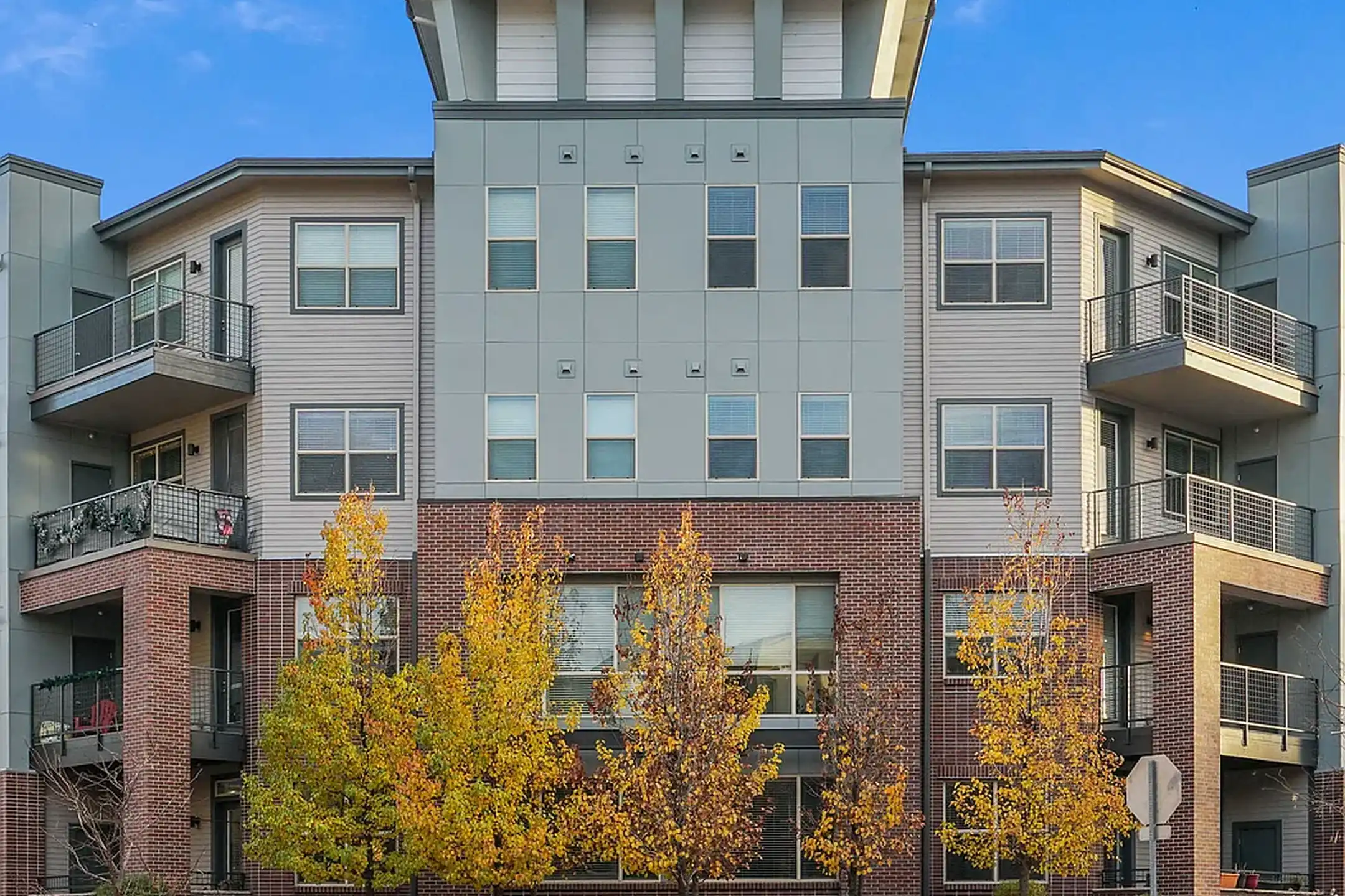 Regency Ridgegate - Lone Tree, CO 80124 | ApartmentGuide.com