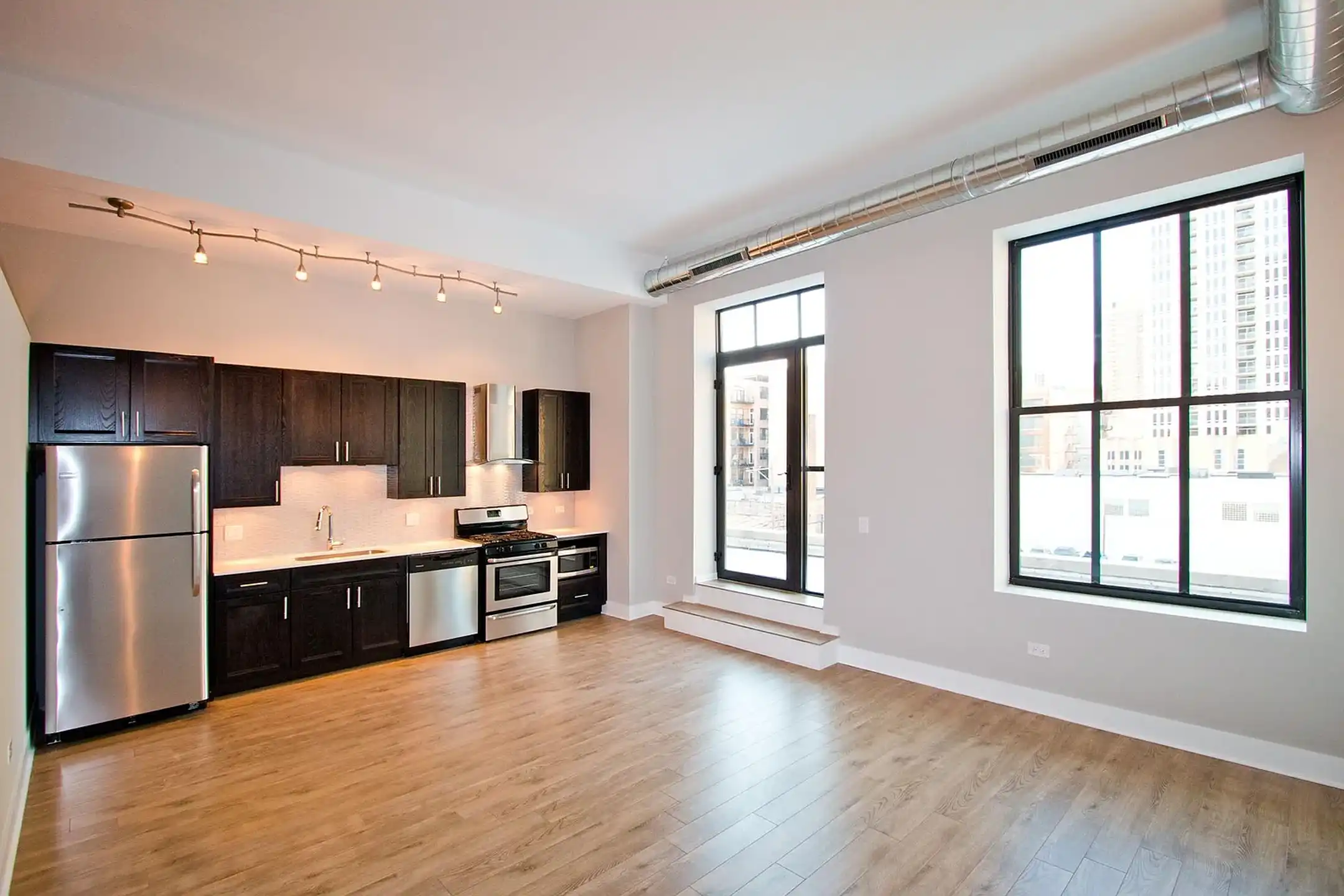 Aviation Lofts - Chicago, IL 60605 | ApartmentGuide.com