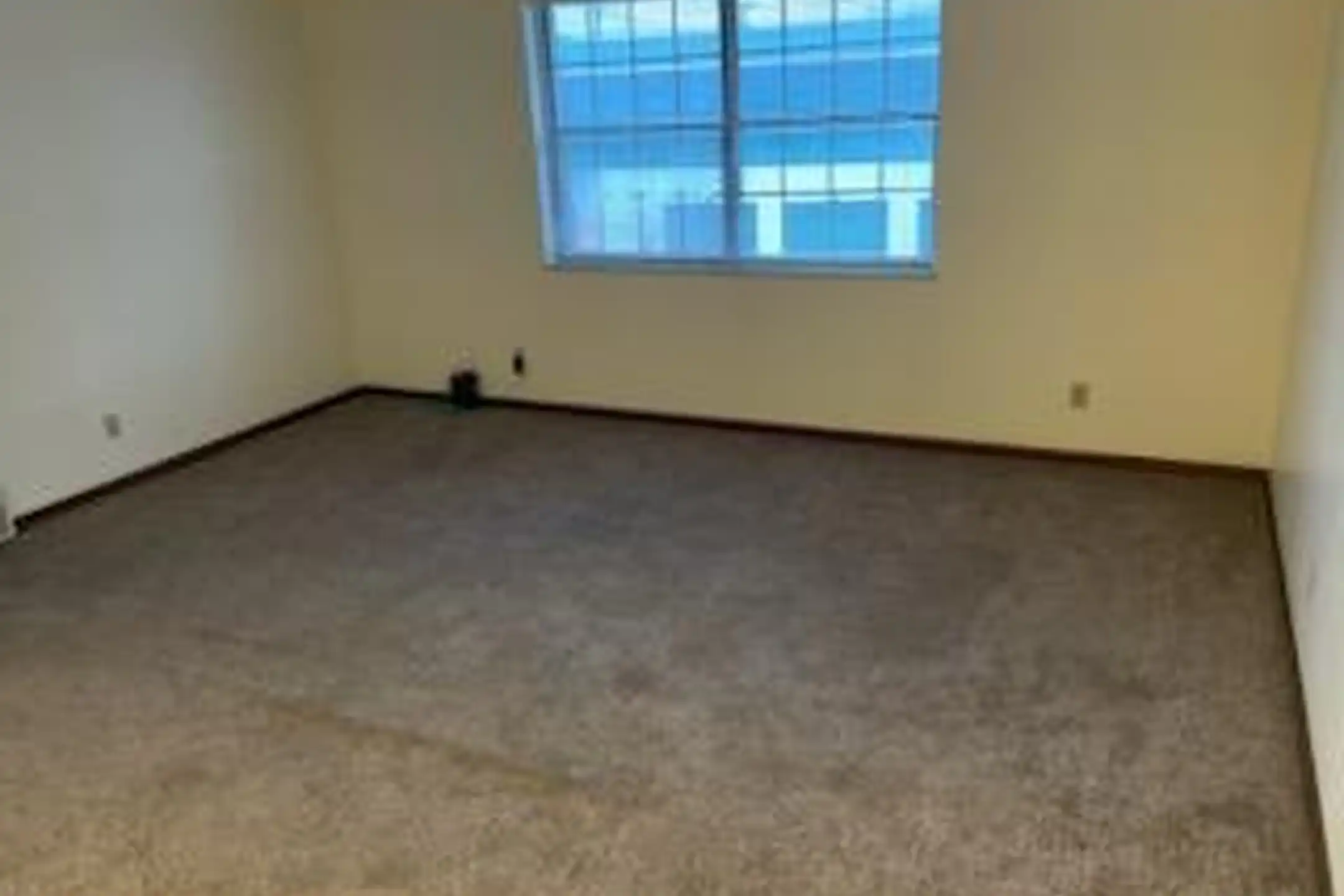1140 Main Ave unit K - Nitro, WV 25143 | ApartmentGuide.com