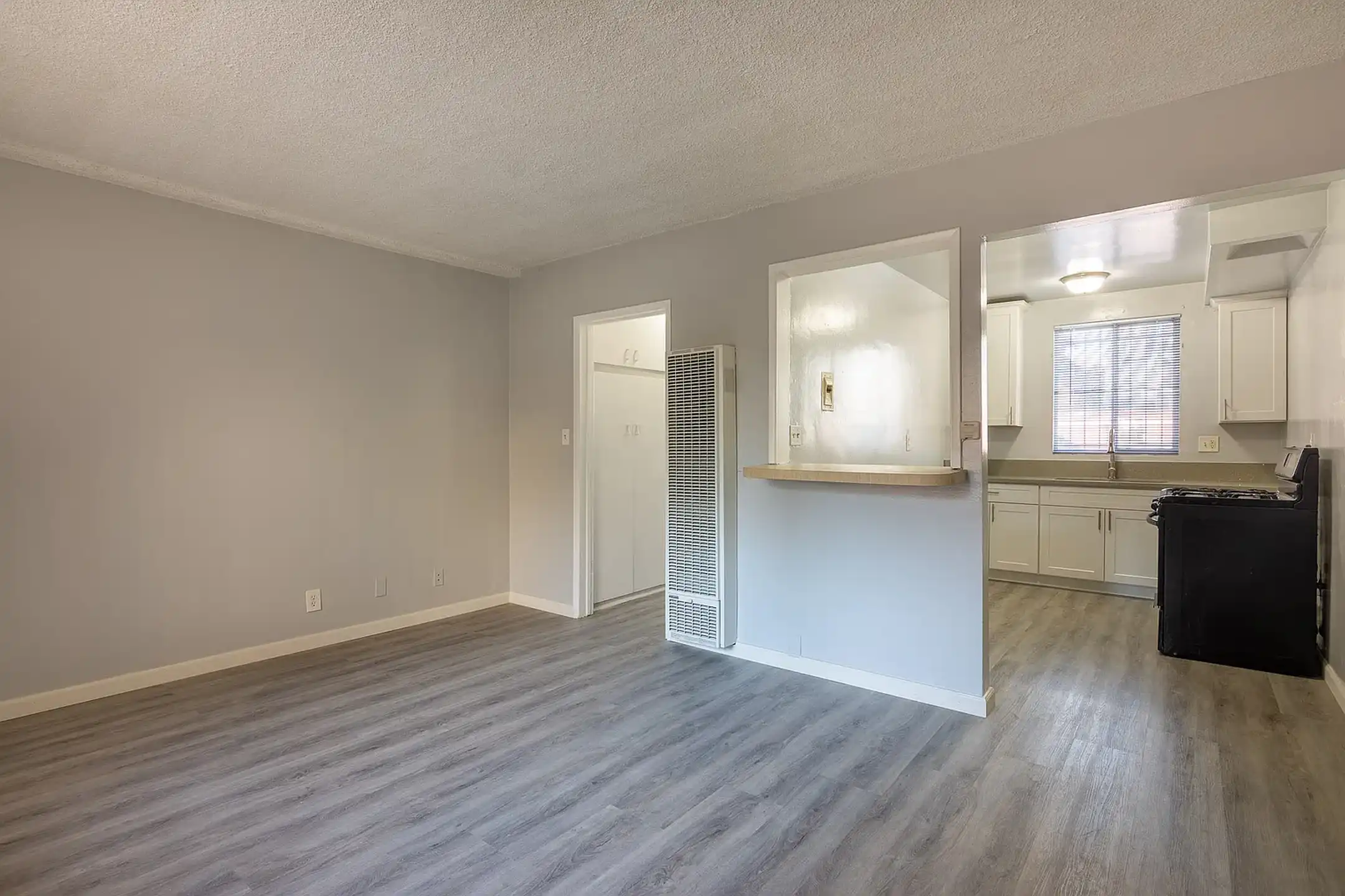 Capri Apartments - Downey, CA 90242 | ApartmentGuide.com