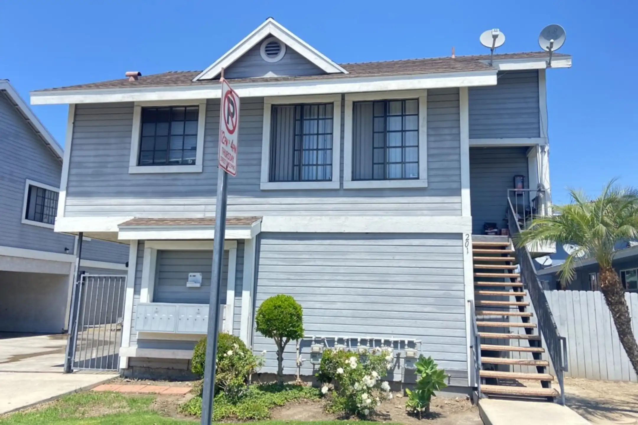 1225 W Diamond St unit 201 - Anaheim, CA 92801 | ApartmentGuide.com