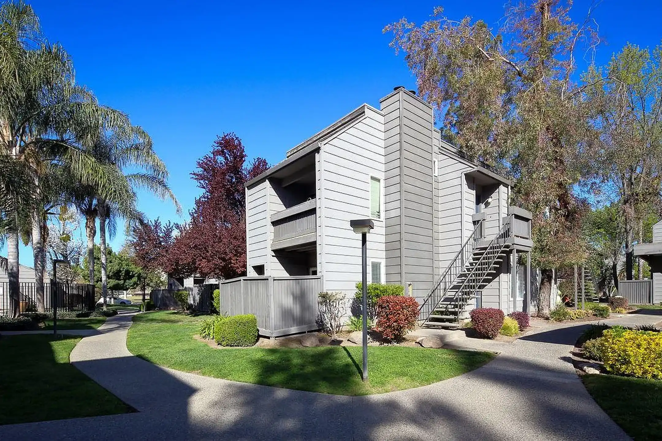 Stoneybrook Apartments - Modesto, CA 95350 | ApartmentGuide.com