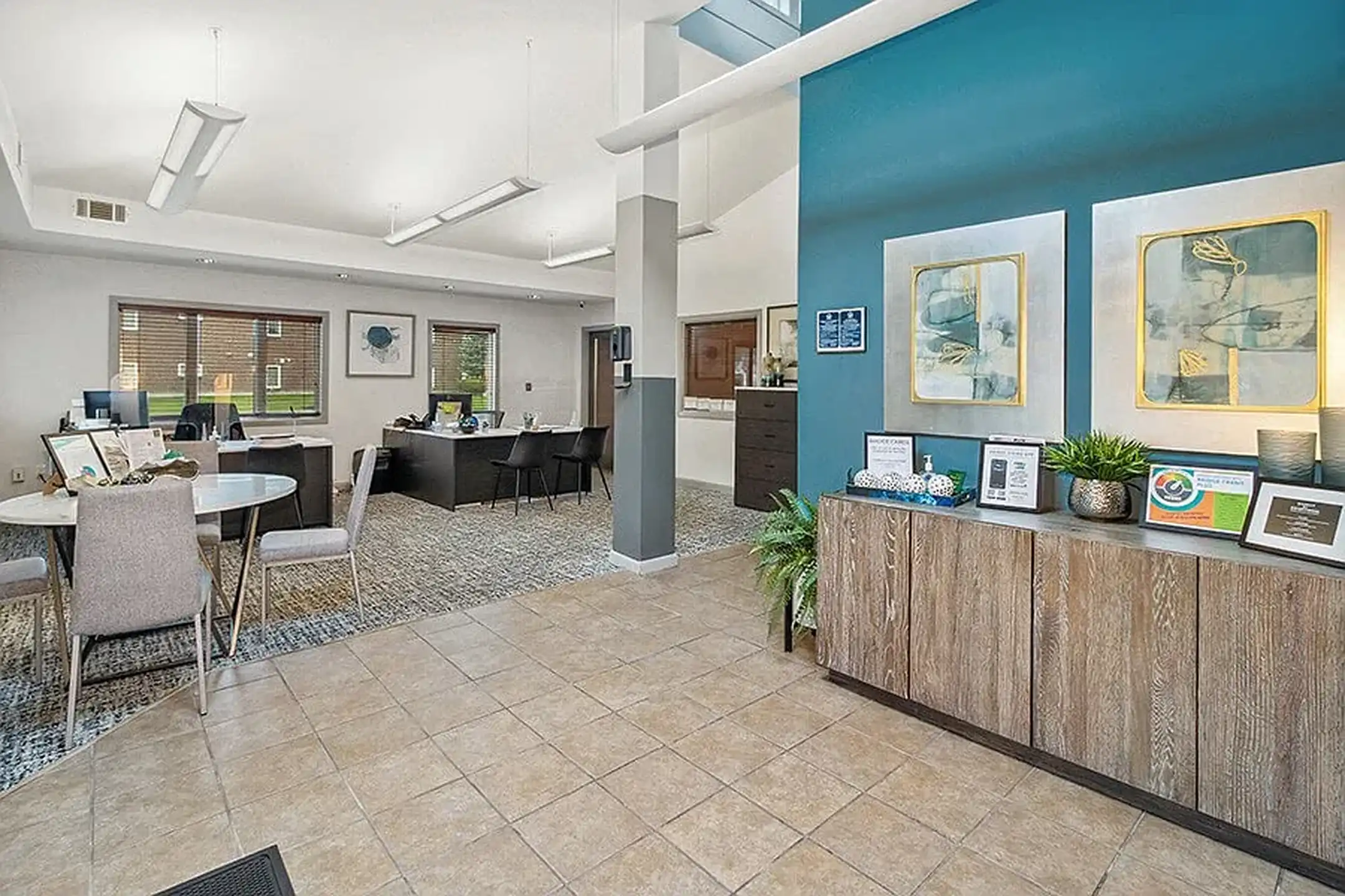 Stone Ends - Stoughton, MA 02072 | ApartmentGuide.com