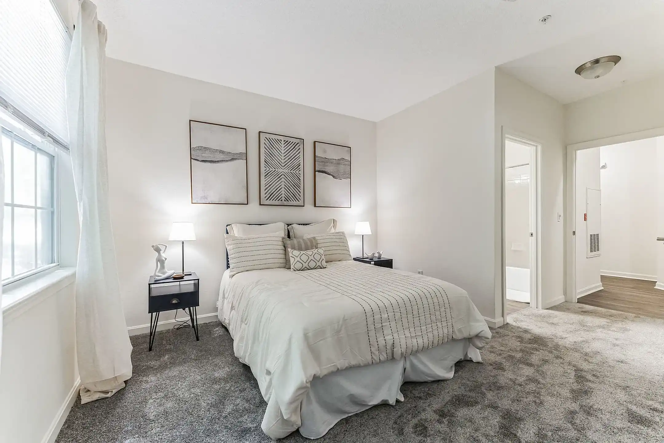Cumberland Crossing - Cumberland, RI 02864 | ApartmentGuide.com