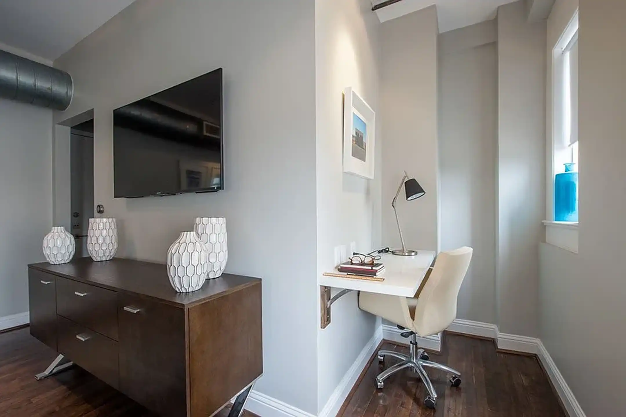 The Rice - Houston, TX 77002 | ApartmentGuide.com