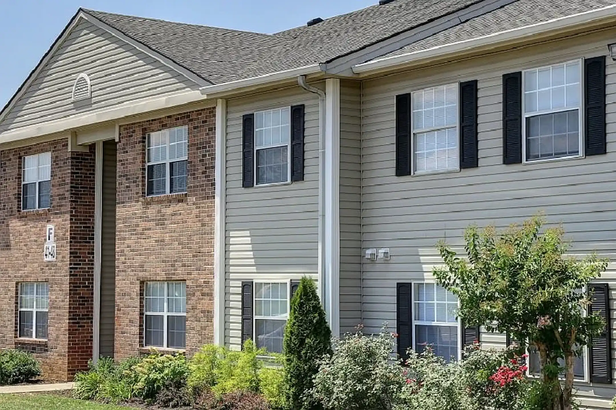Ridgetop Apartments - Athens, TN 37303 | ApartmentGuide.com