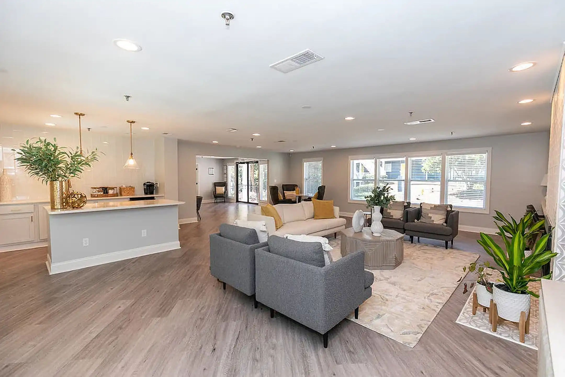 Somerset at the Crossing - Tucker, GA 30084 | ApartmentGuide.com