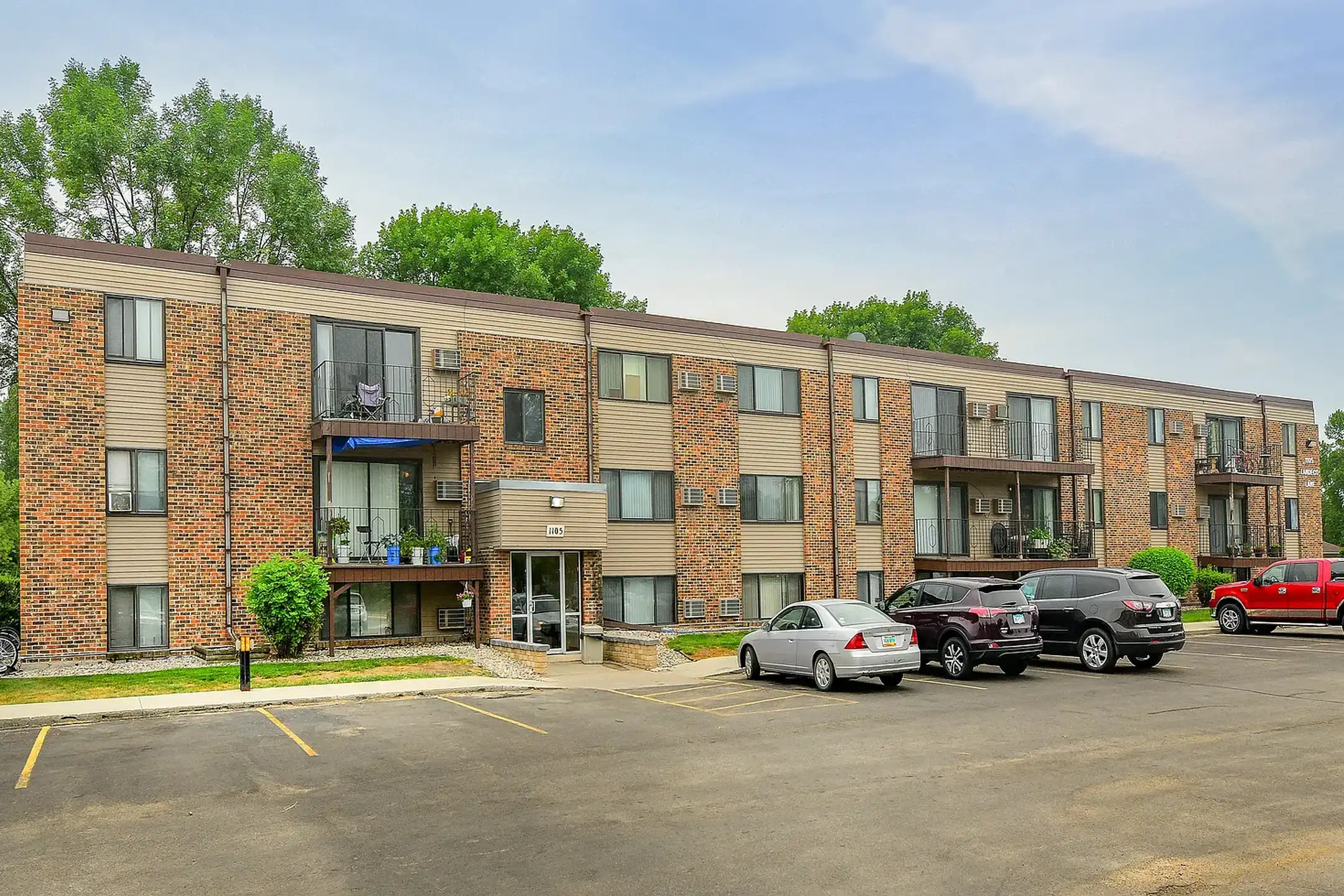 Landmark Estates - Grand Forks, ND 58201 | ApartmentGuide.com