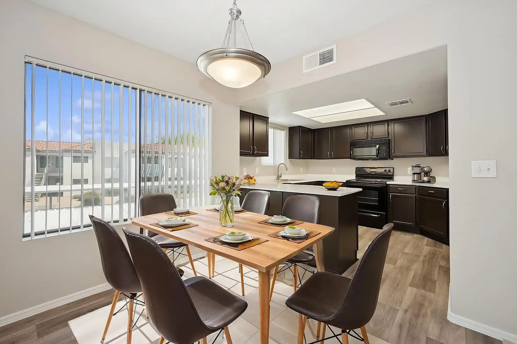 Sonoran Apartment Homes - Phoenix, AZ 85044 | ApartmentGuide.com