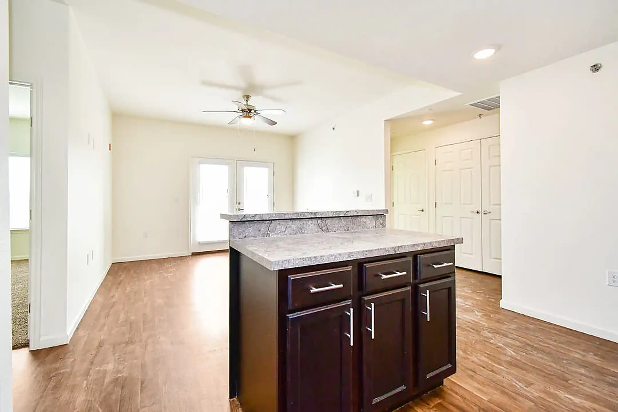 Primrose Village Apartments - Weslaco, TX 78599 | ApartmentGuide.com