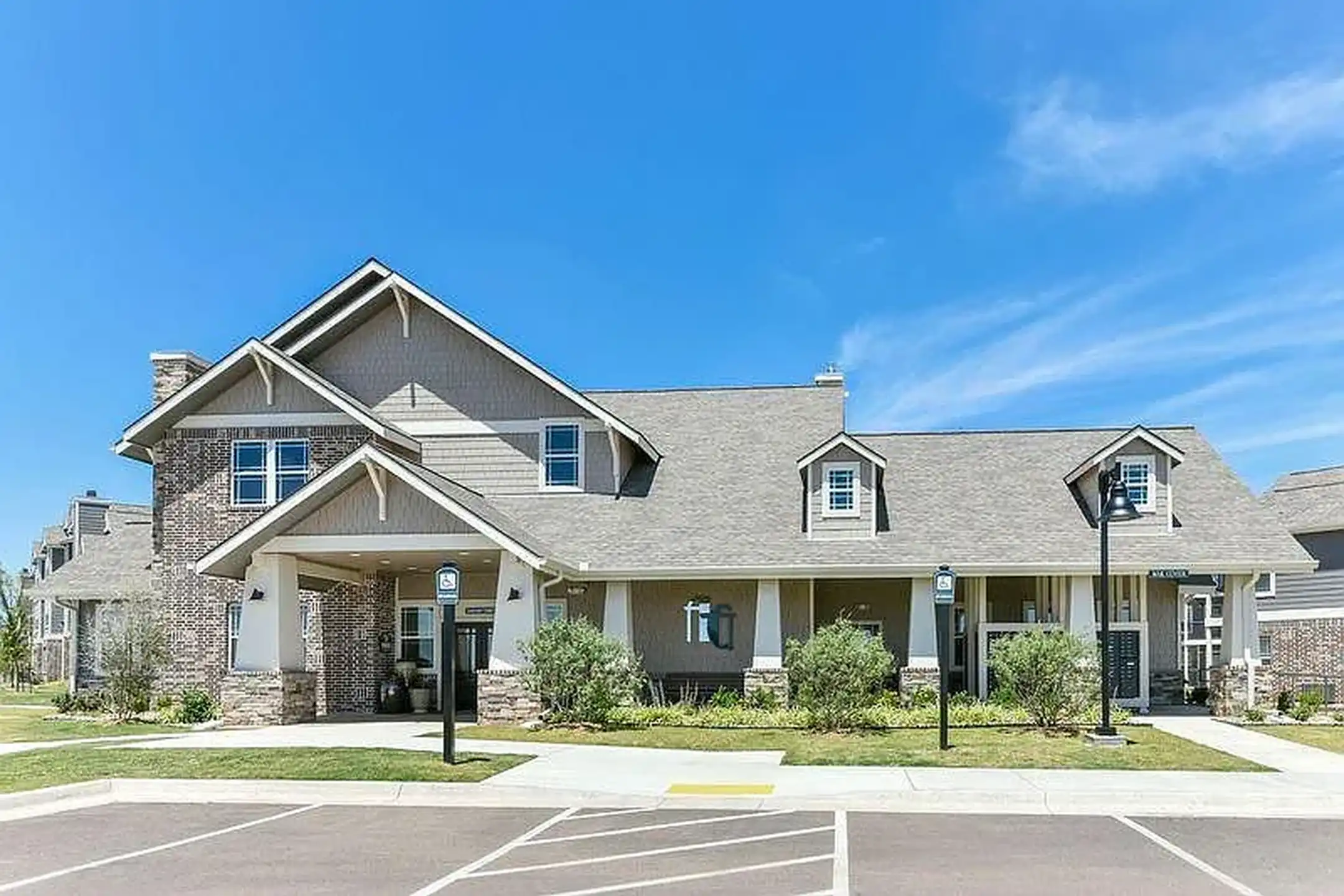Cottages at Abbey Glen - Lubbock, TX 79424 | ApartmentGuide.com