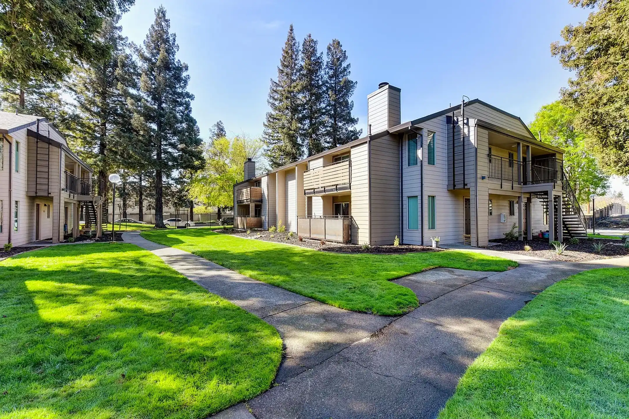 Brookside Crossing - Stockton, CA 95219 | ApartmentGuide.com