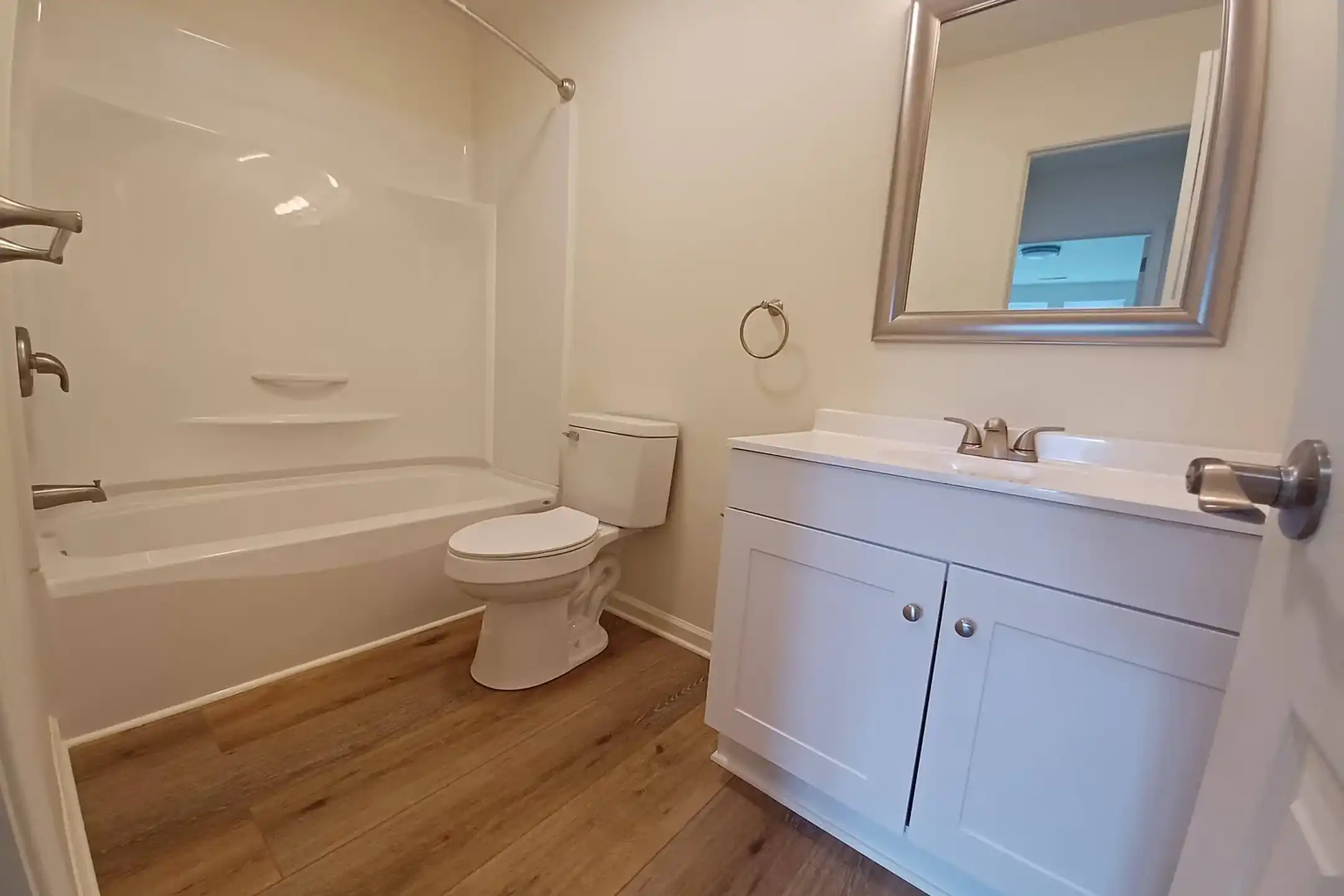 Cedar Run Condominiums - Camp Hill, PA 17011 | ApartmentGuide.com