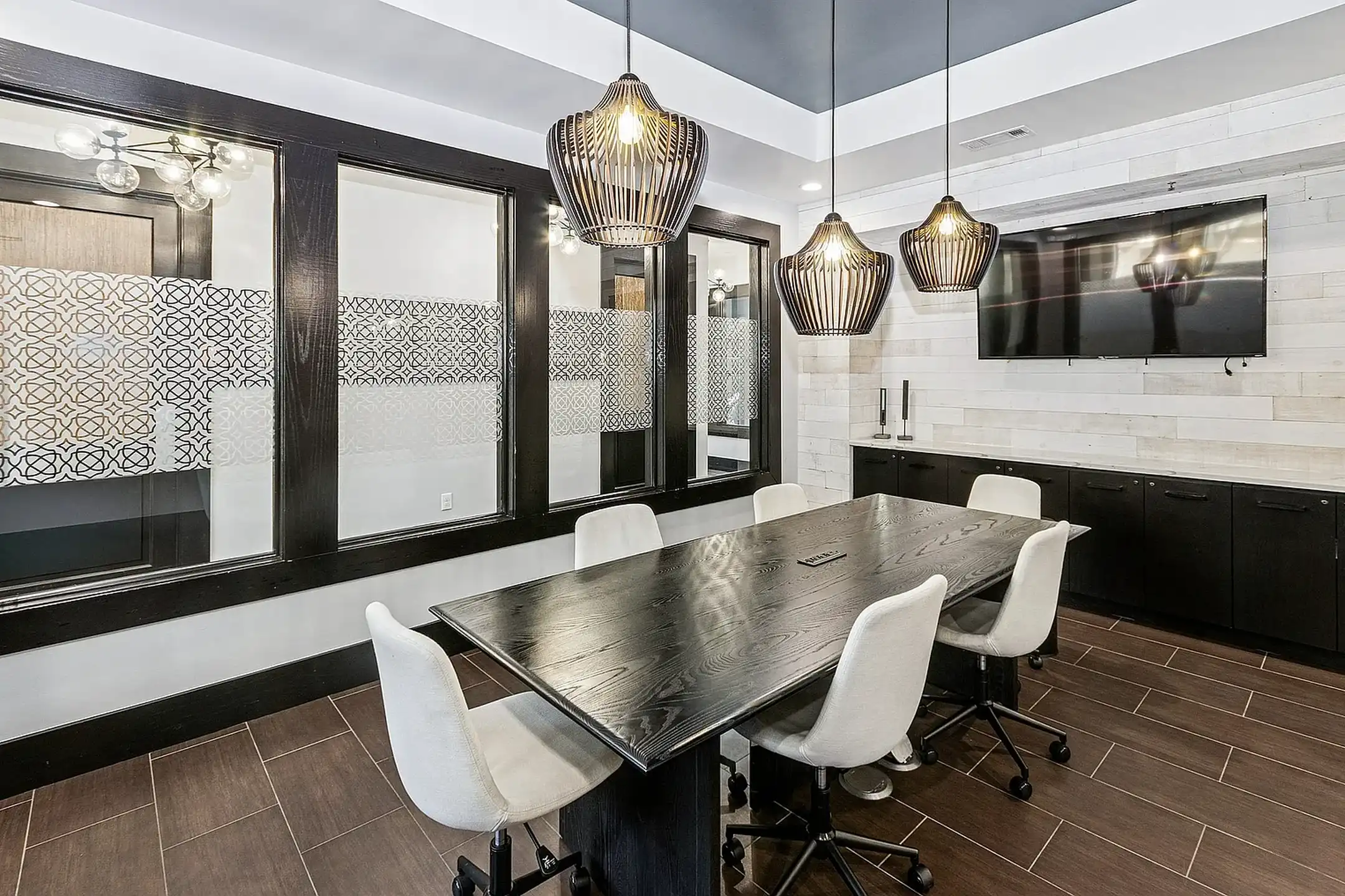 AMLI at Escena - Irving, TX 75039 | ApartmentGuide.com