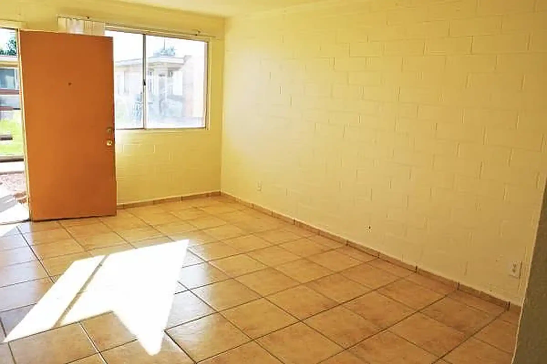 Parkside Apartments - Avondale, AZ 85323 | ApartmentGuide.com