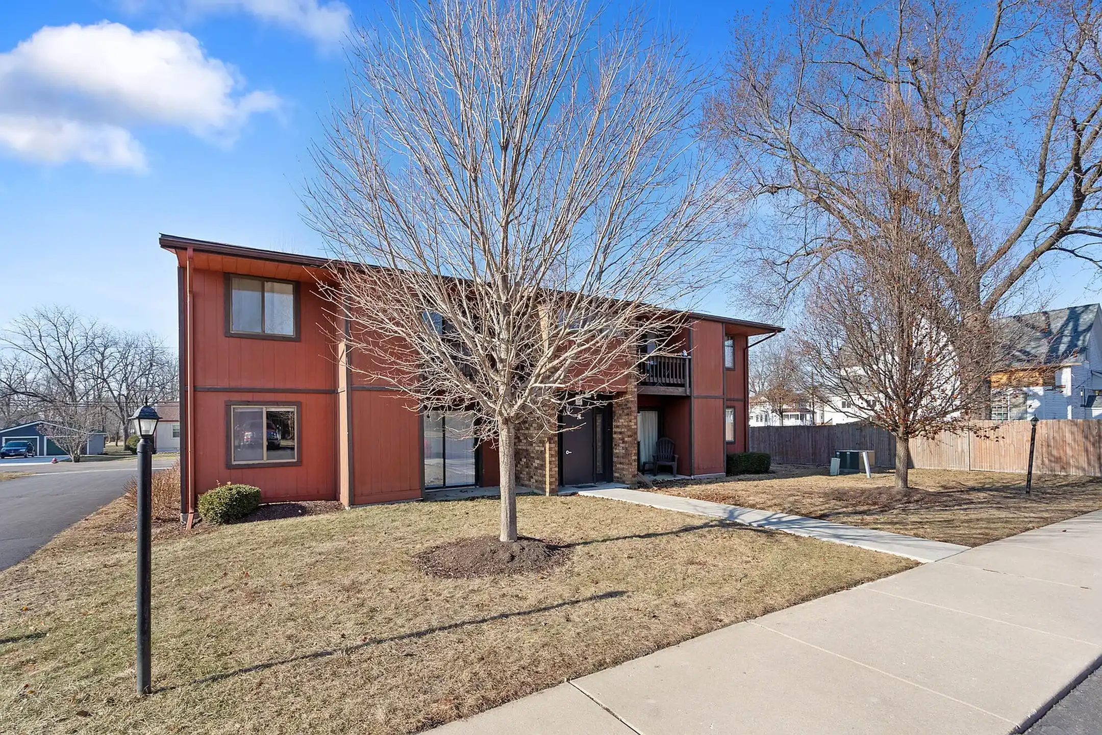 Sharon Meadows Apartments - Sharon, WI 53585 | ApartmentGuide.com