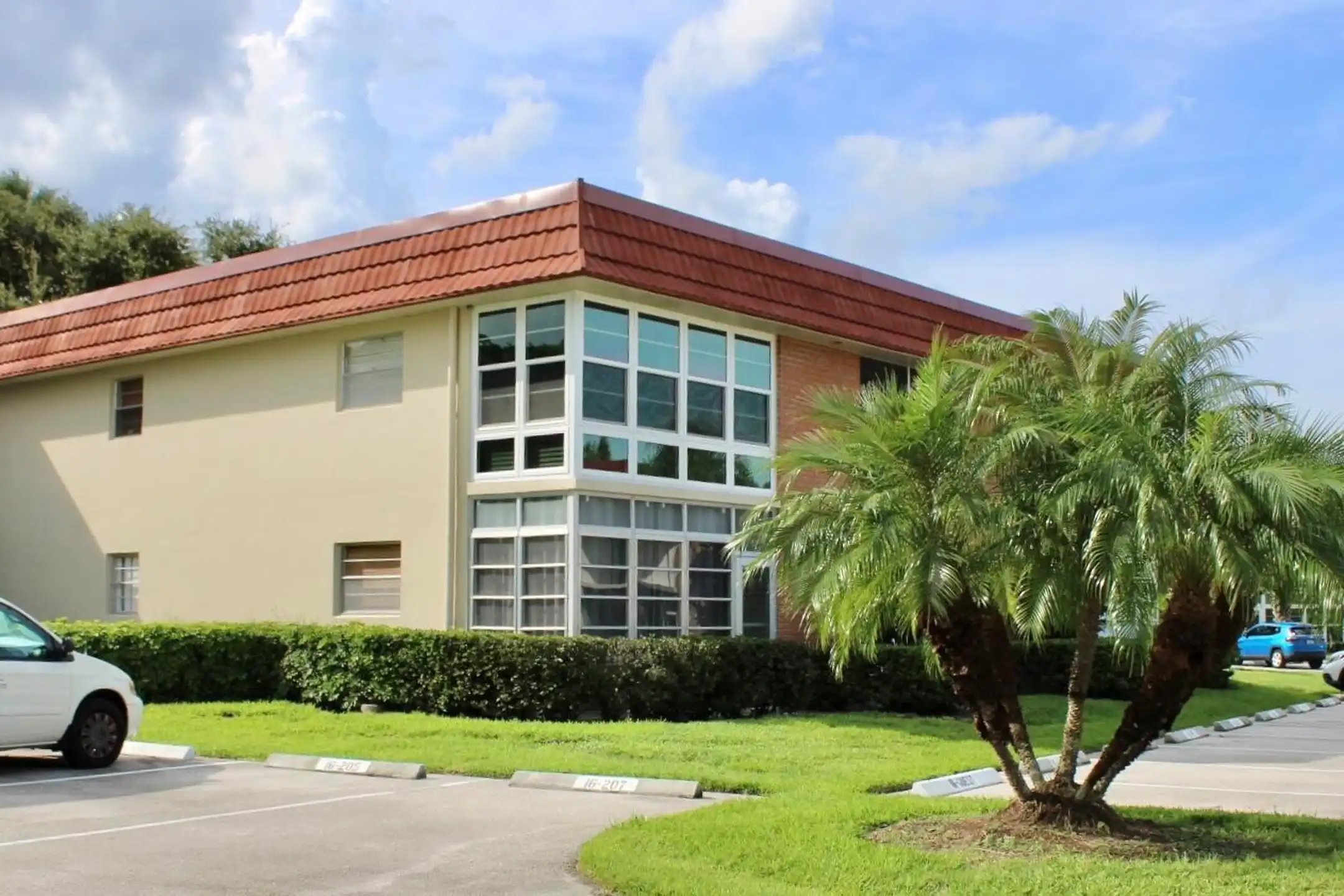 16 Vista Palm Ln unit 105 - Vero Beach, FL 32962 | ApartmentGuide.com