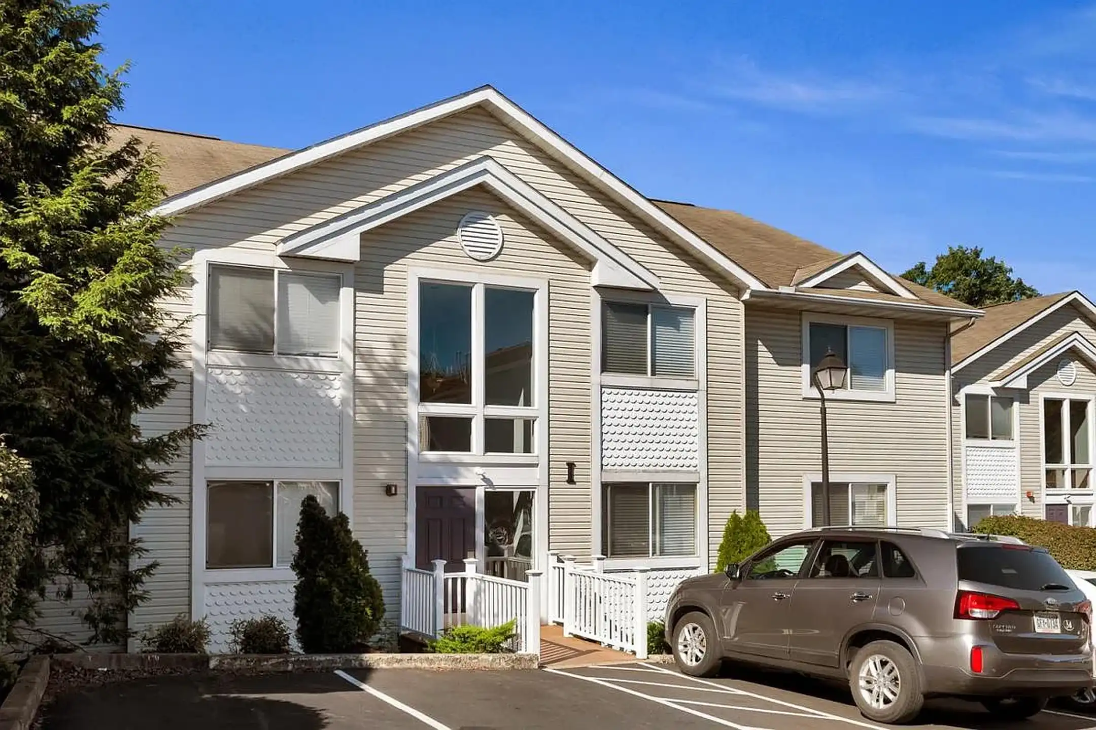 Upland Village Apartments & Condos - Pottstown, PA 19464 ...