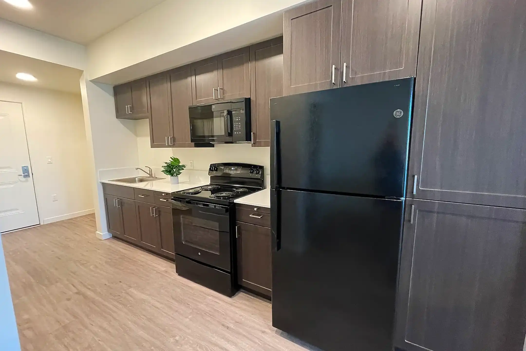 Santa Maria Studios - Santa Maria, CA 93455 | ApartmentGuide.com