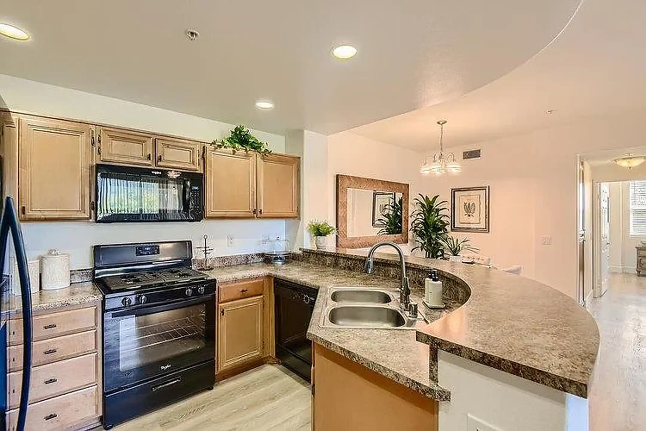 Temecula Creek Villas - Temecula, CA 92592 | ApartmentGuide.com