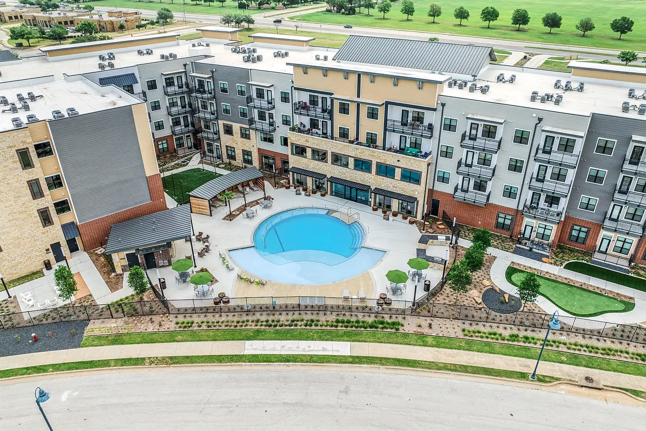 Hudson Oaks - Bryan, TX 77802 | ApartmentGuide.com