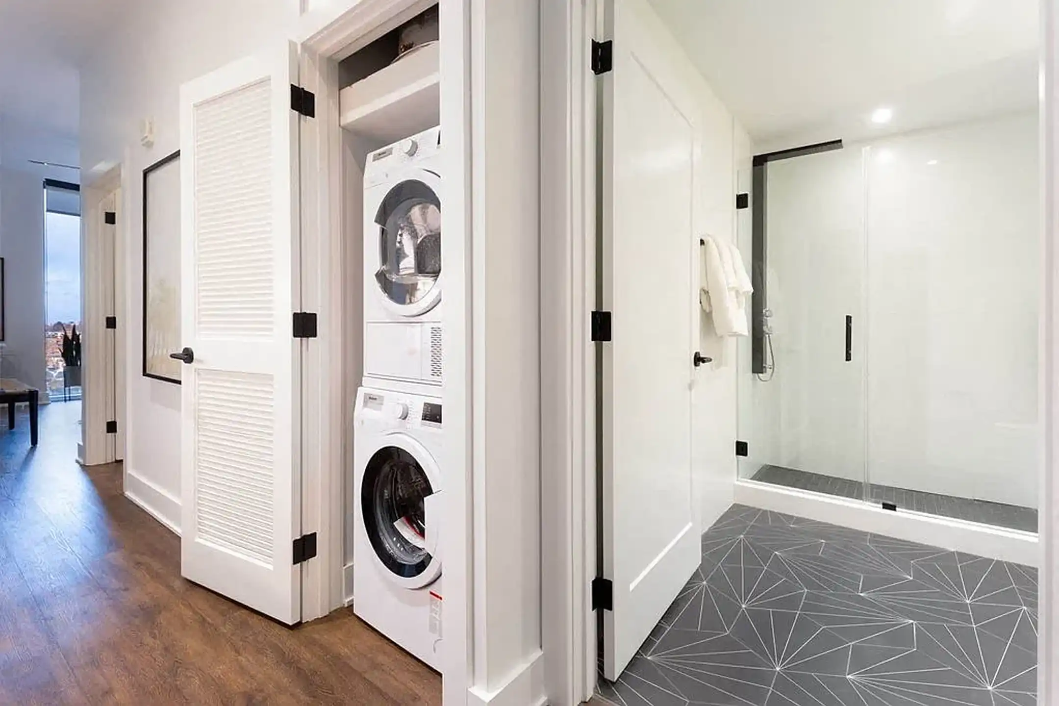 The Irvine - Philadelphia, PA 19143 | ApartmentGuide.com