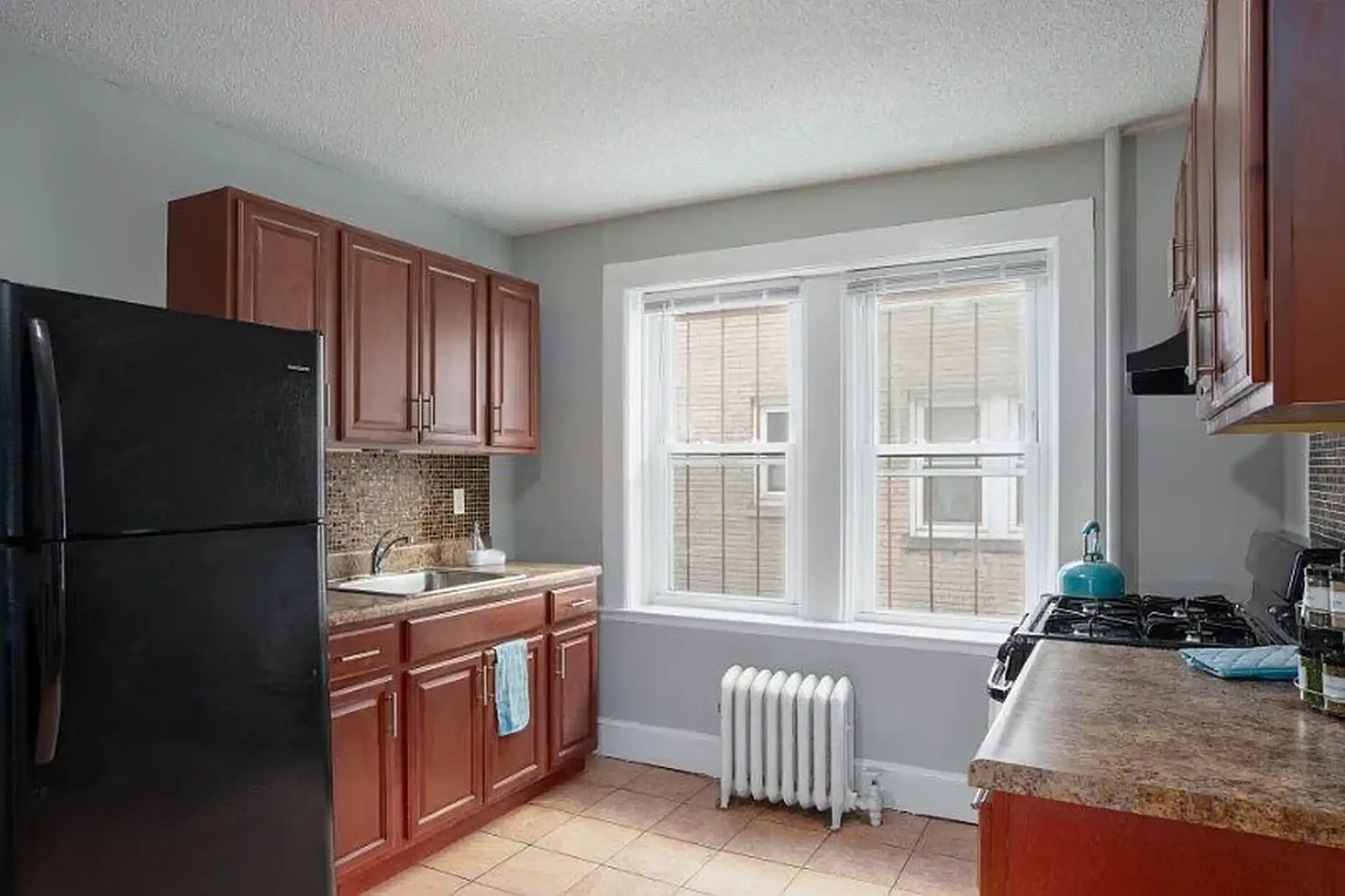 Residences at Barry Square - Hartford, CT 06106 | ApartmentGuide.com