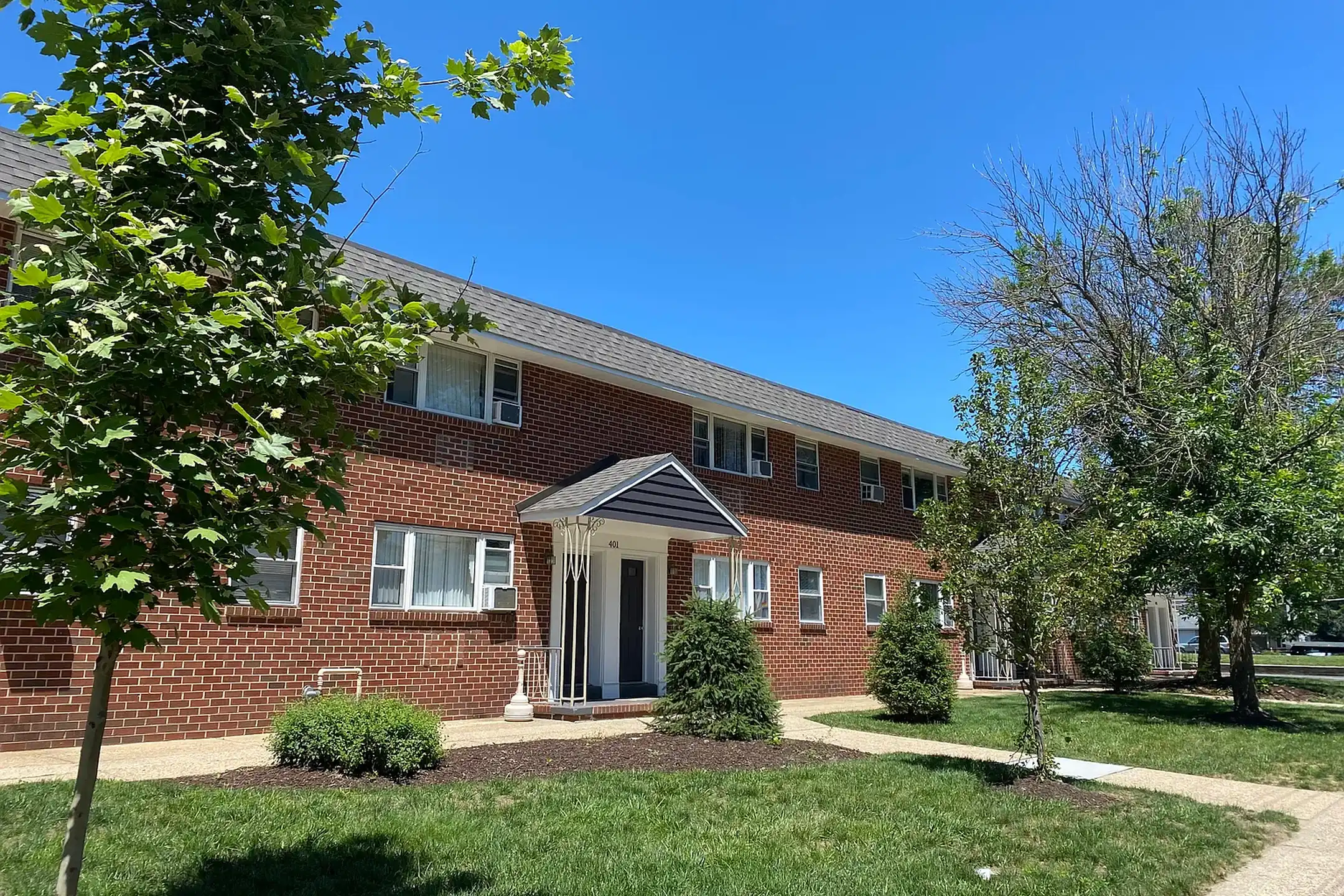 Maple Grove Apartments - Berlin Township, NJ 08091 | ApartmentGuide.com