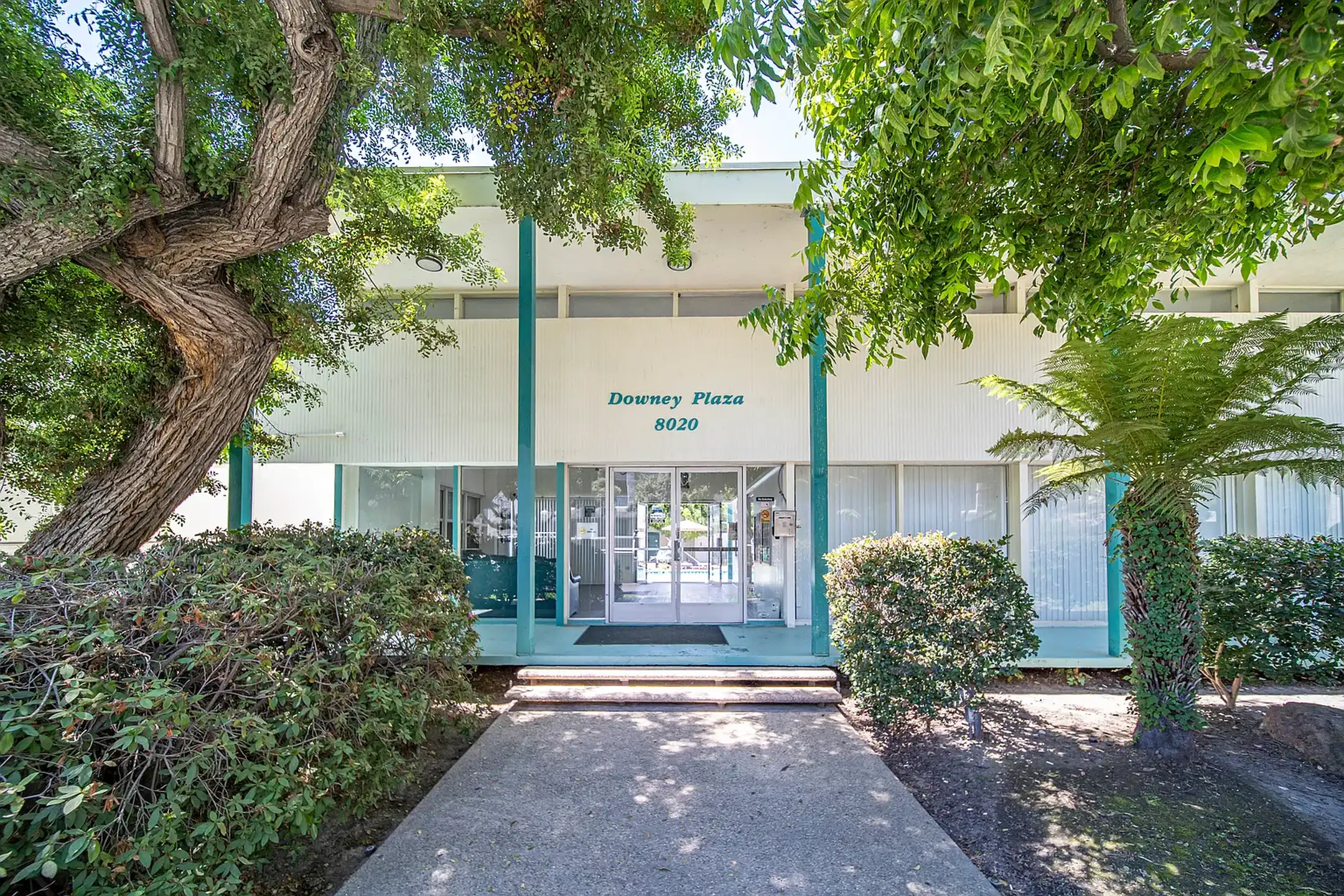 Downey Plaza - Downey, CA 90240 | ApartmentGuide.com