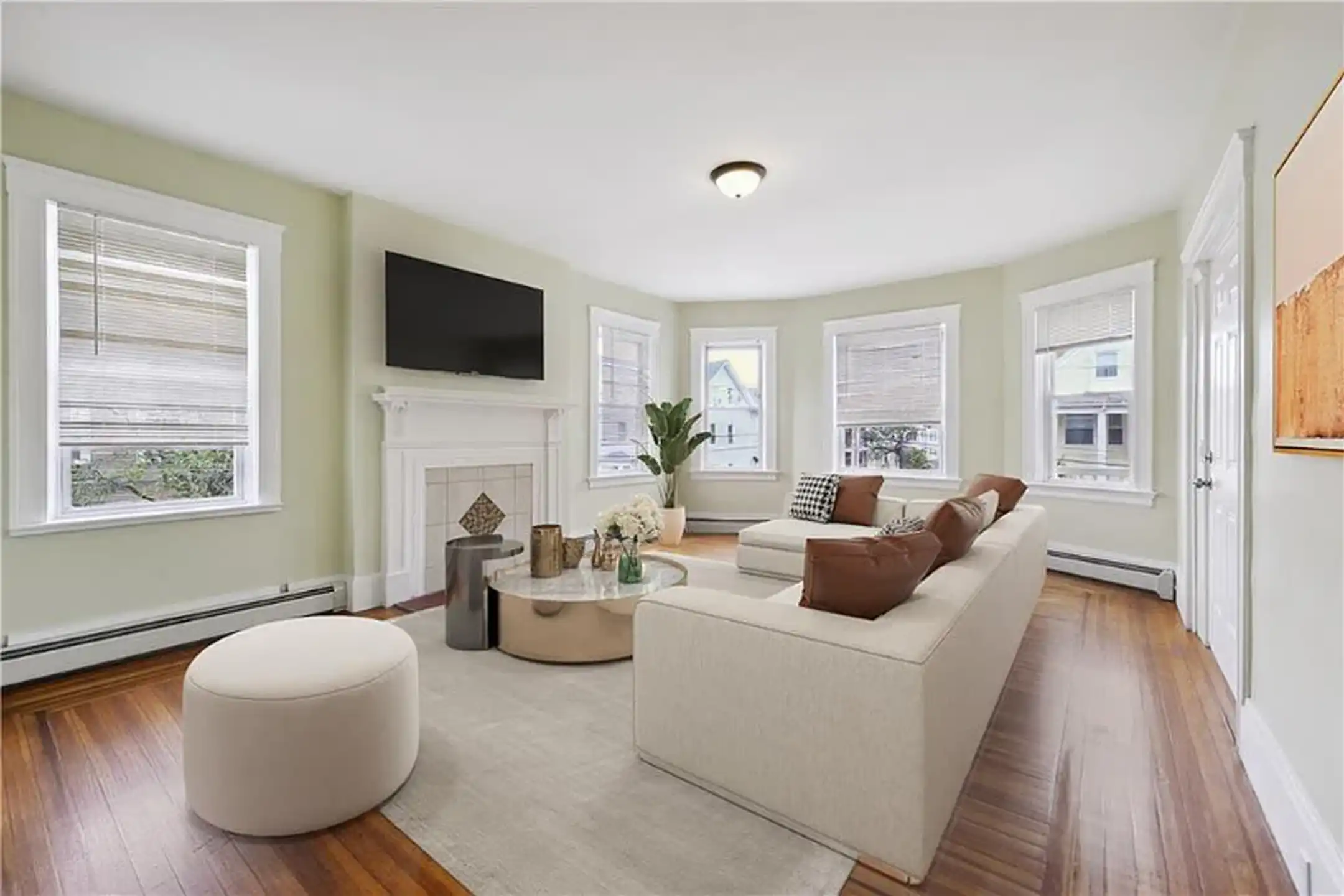 31 Lenox Ave - Providence, RI 02907 | ApartmentGuide.com