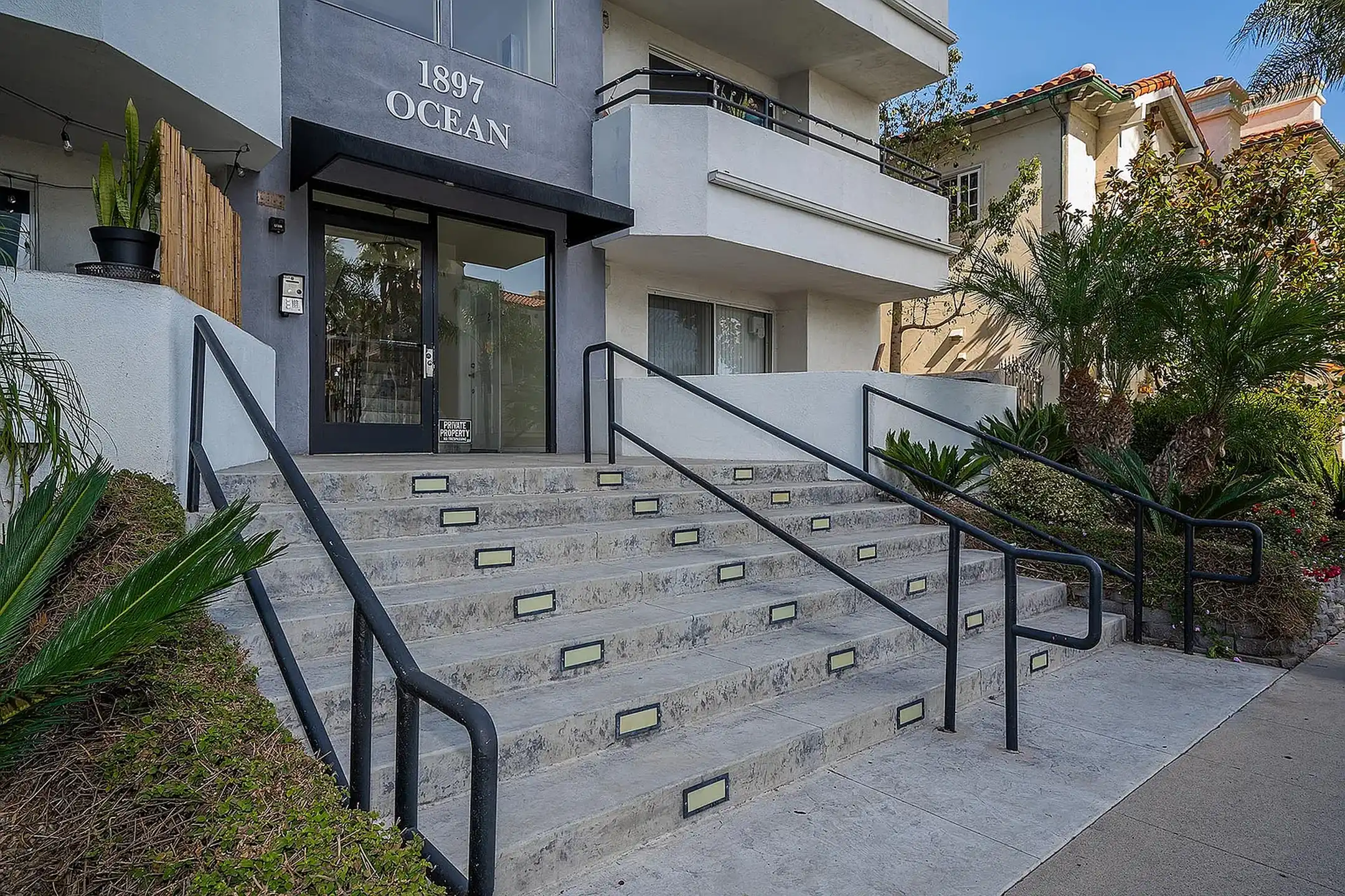 Ocean Elements at Alamitos Beach Apartments - Long Beach, CA 90802 ...