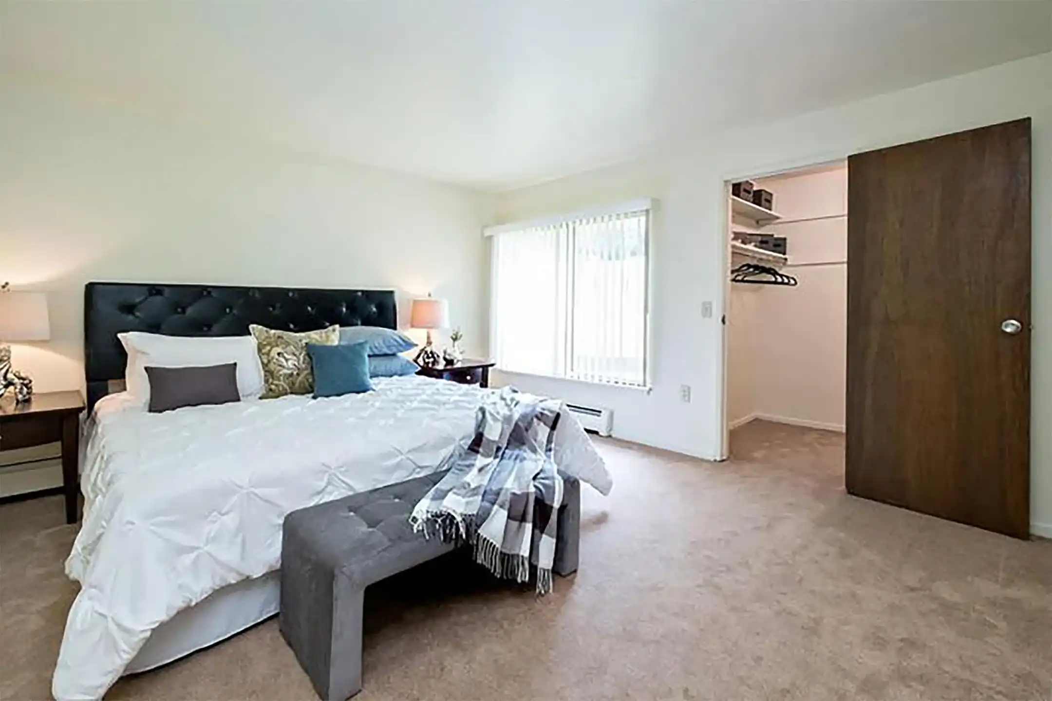 611 Regency Way - Kalamazoo, MI 49008 | ApartmentGuide.com