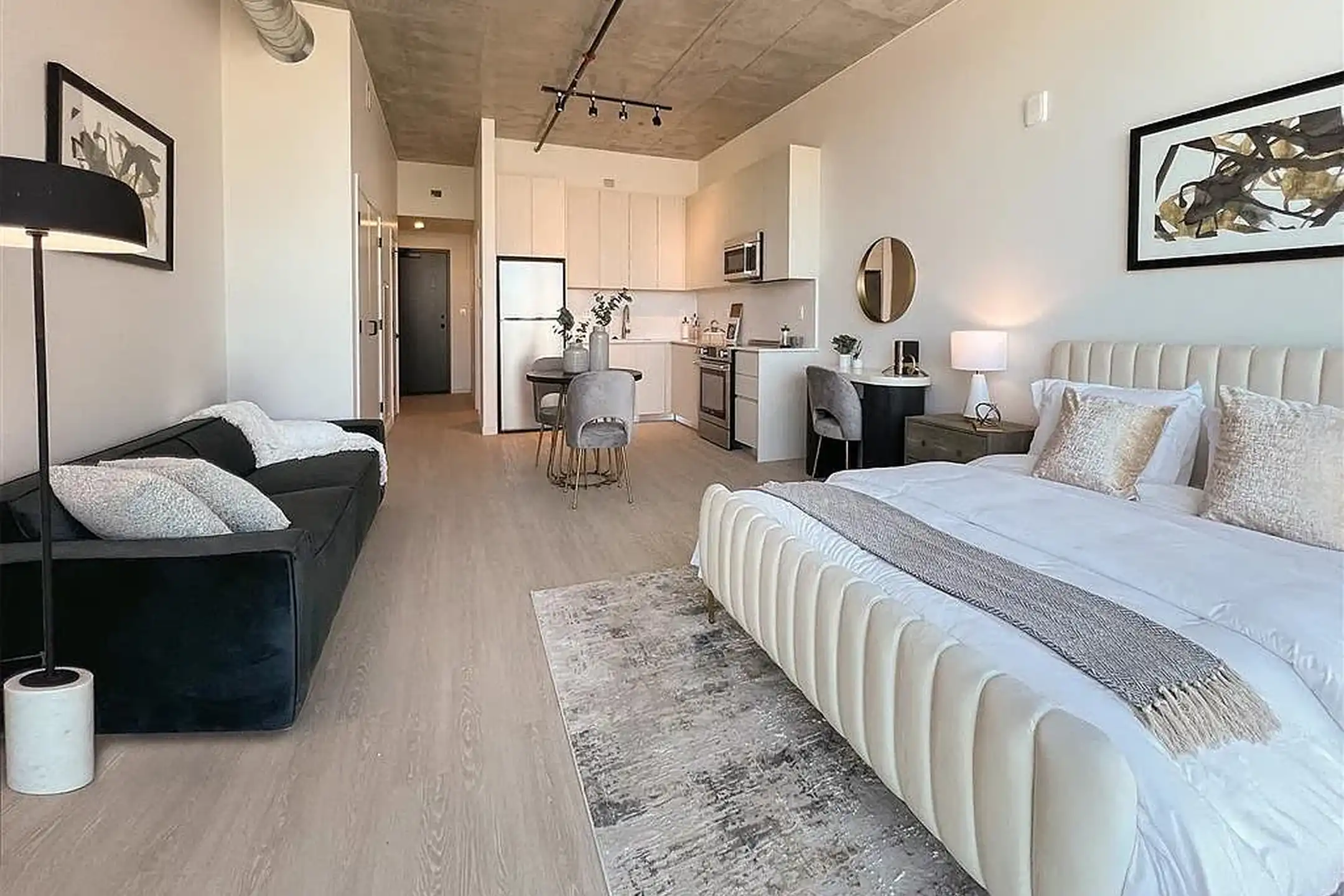 The Residences Water Square - Detroit, MI 48226 | ApartmentGuide.com