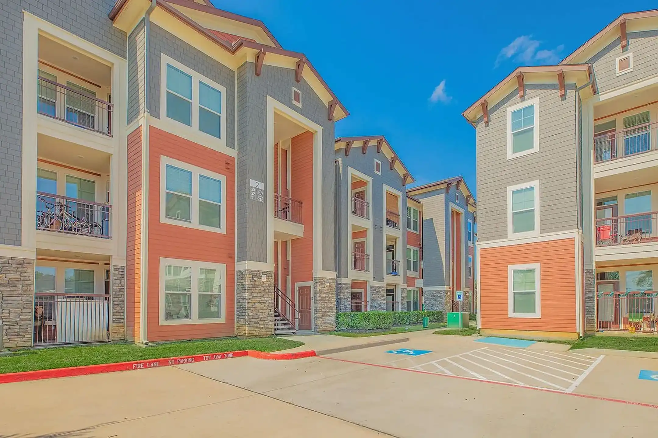 The Cardiff at Louetta Lakes - Spring, TX 77388 | ApartmentGuide.com