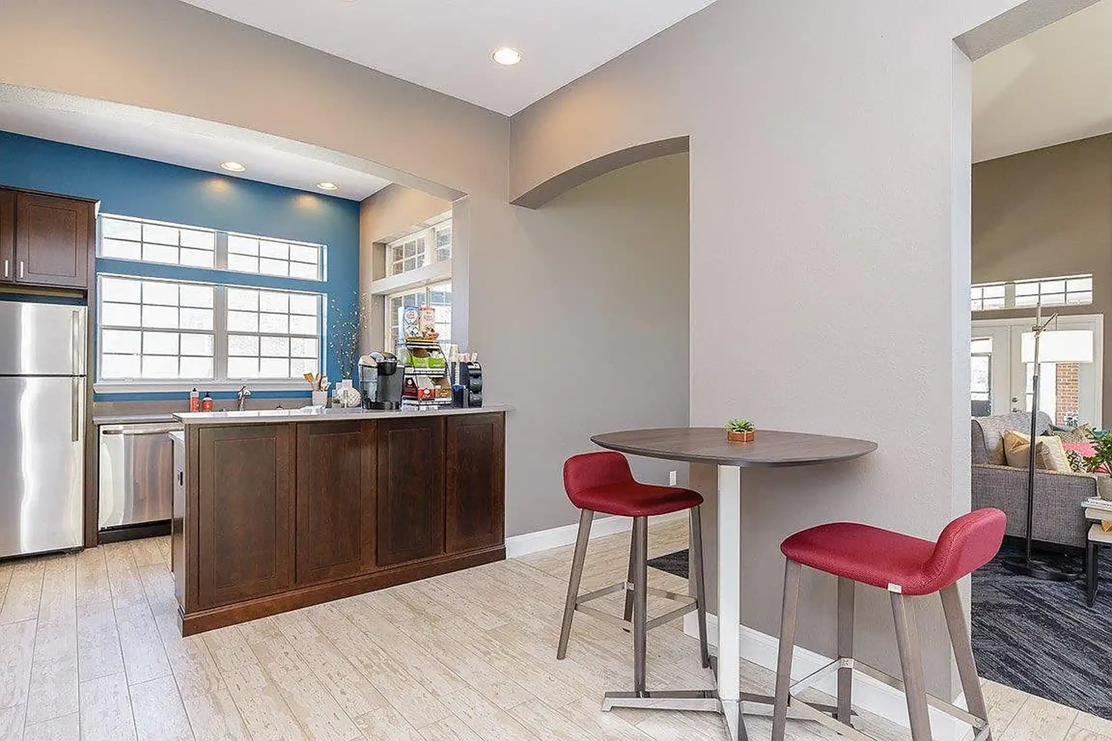 Reflection Cove Apartment Homes - Manchester, MO 63021 | ApartmentGuide.com